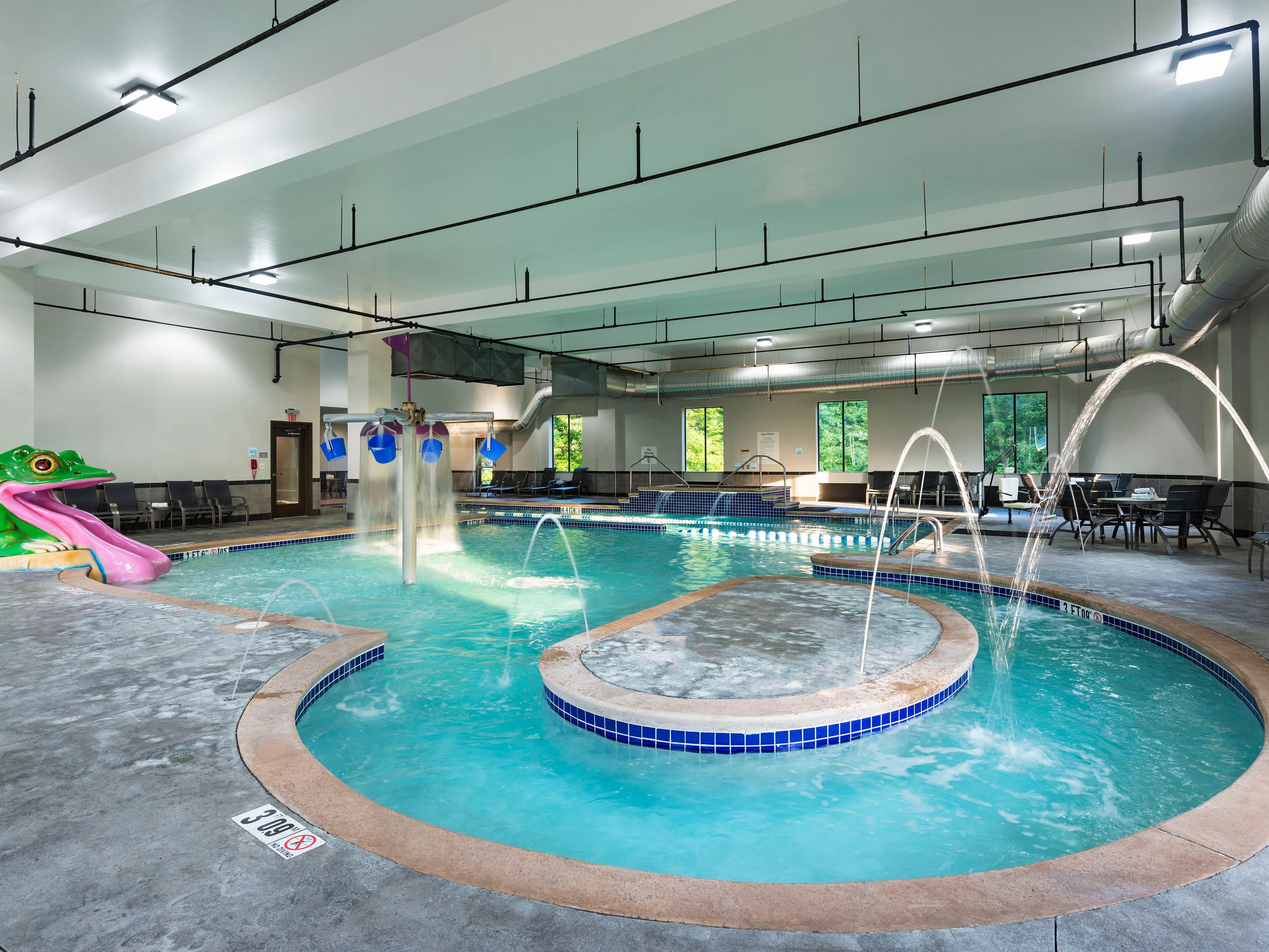 Holiday Inn Express & Suites Columbus - Polaris Parkway Hotel by IHG