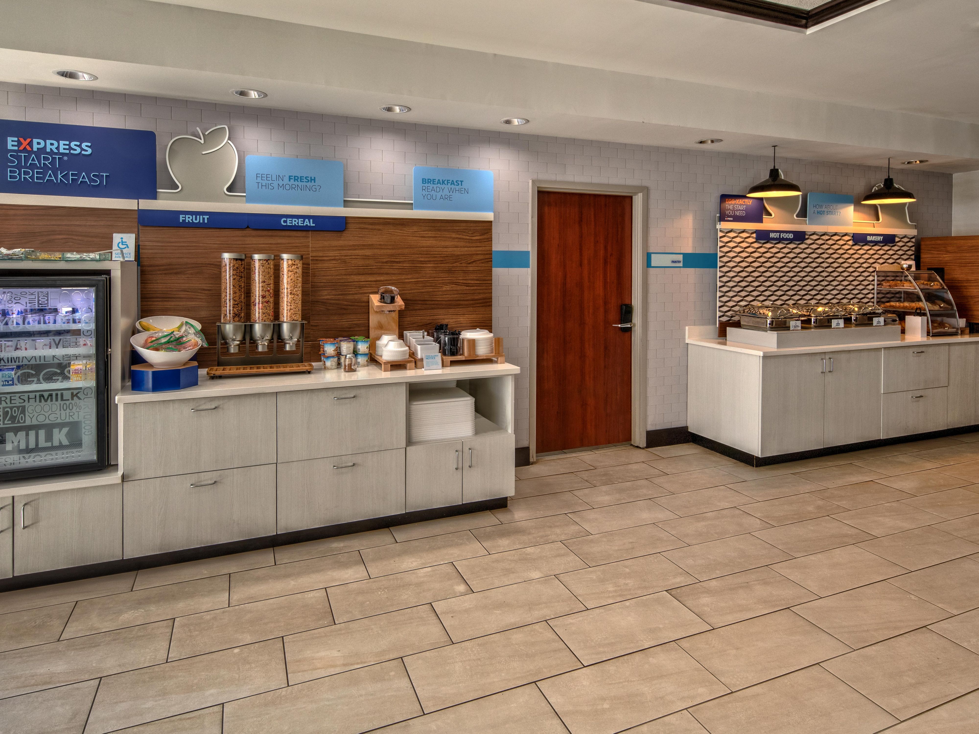 Holiday Inn Express & Suites Cookeville - Cookeville,