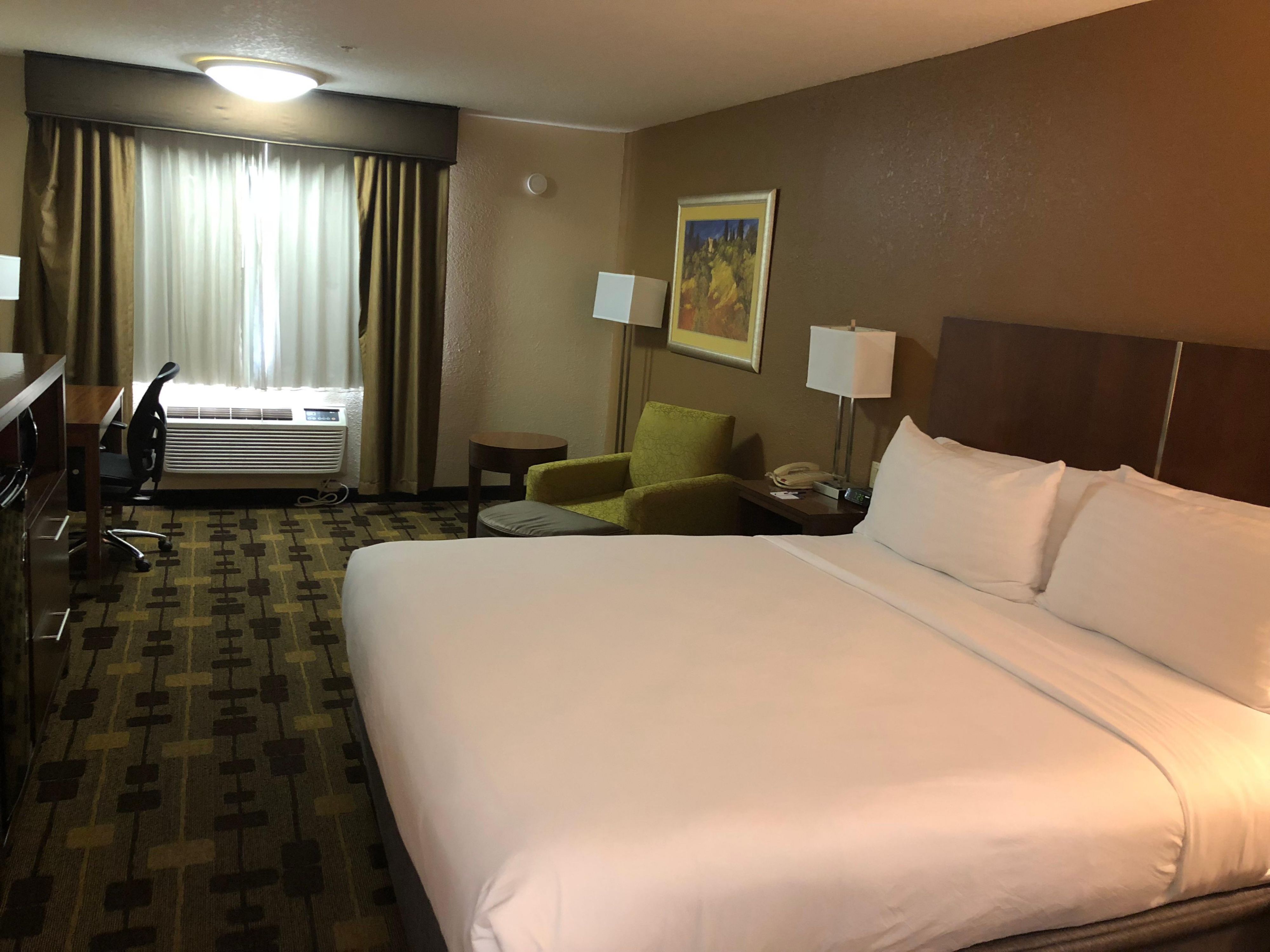 Holiday Inn Express & Suites Corning - Corning, United States
