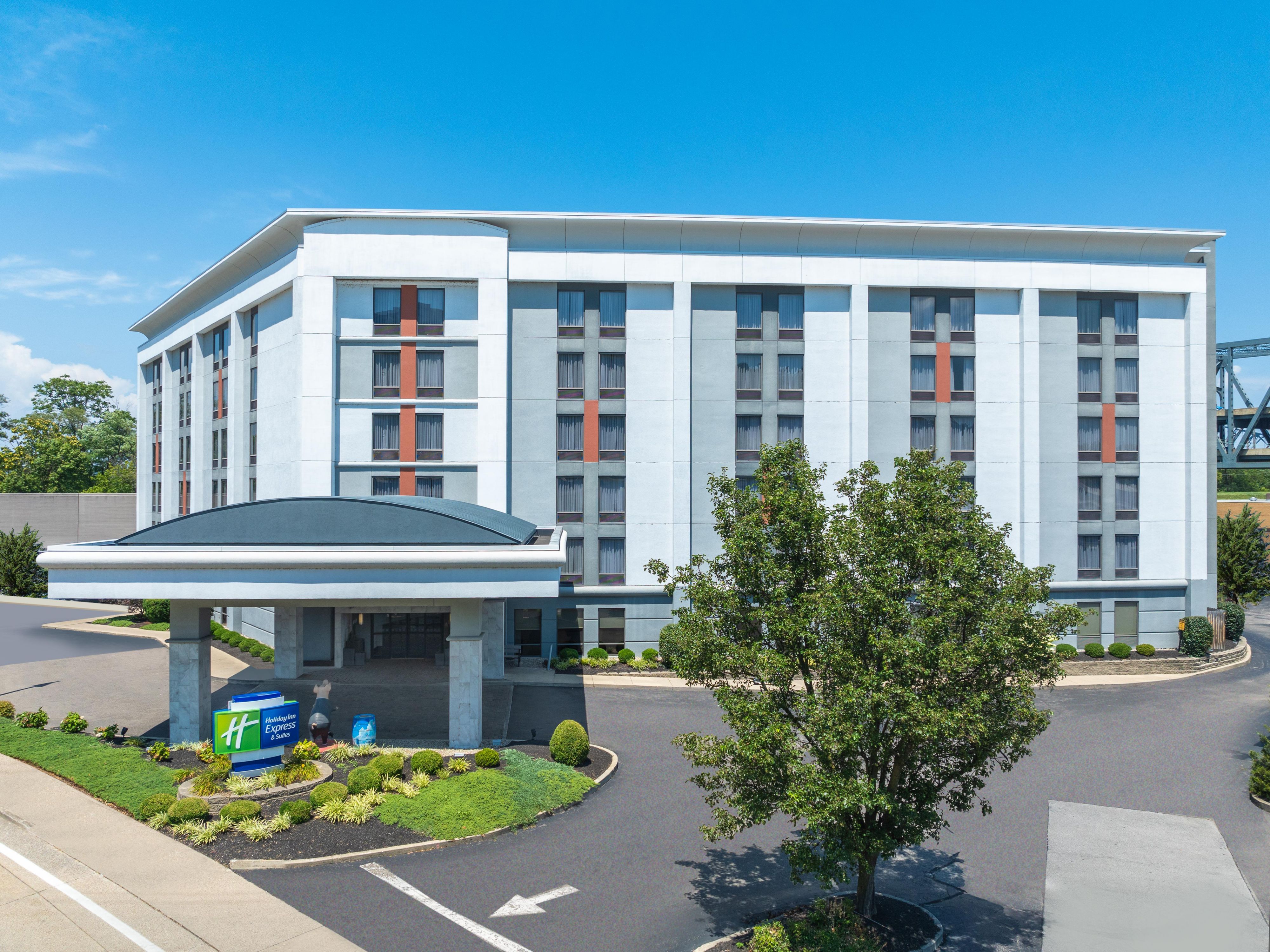 Holiday Inn Express & Suites Cincinnati Riverfront, an IHG Hotel