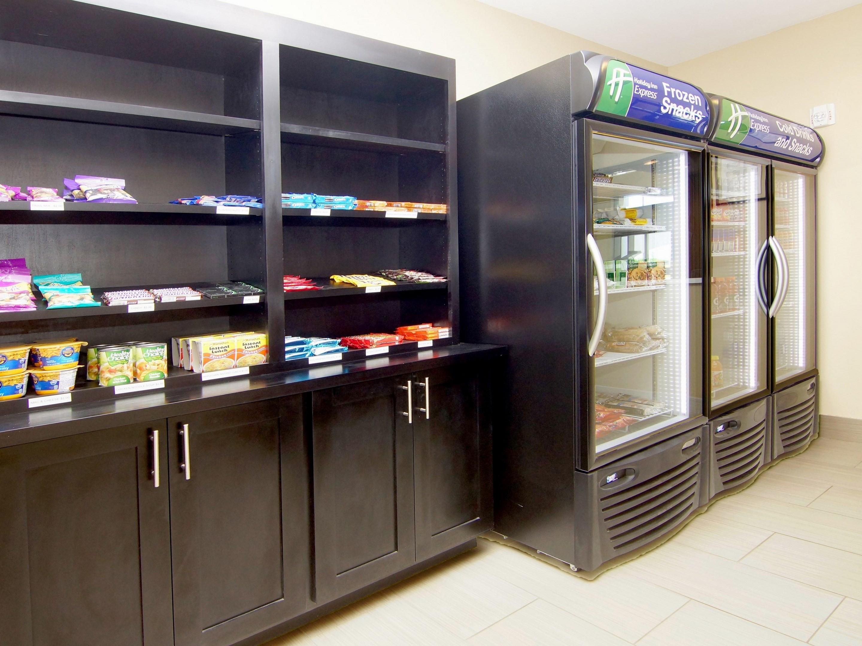 Hotel in Cuero, TX | Holiday Inn Express & Suites Cuero