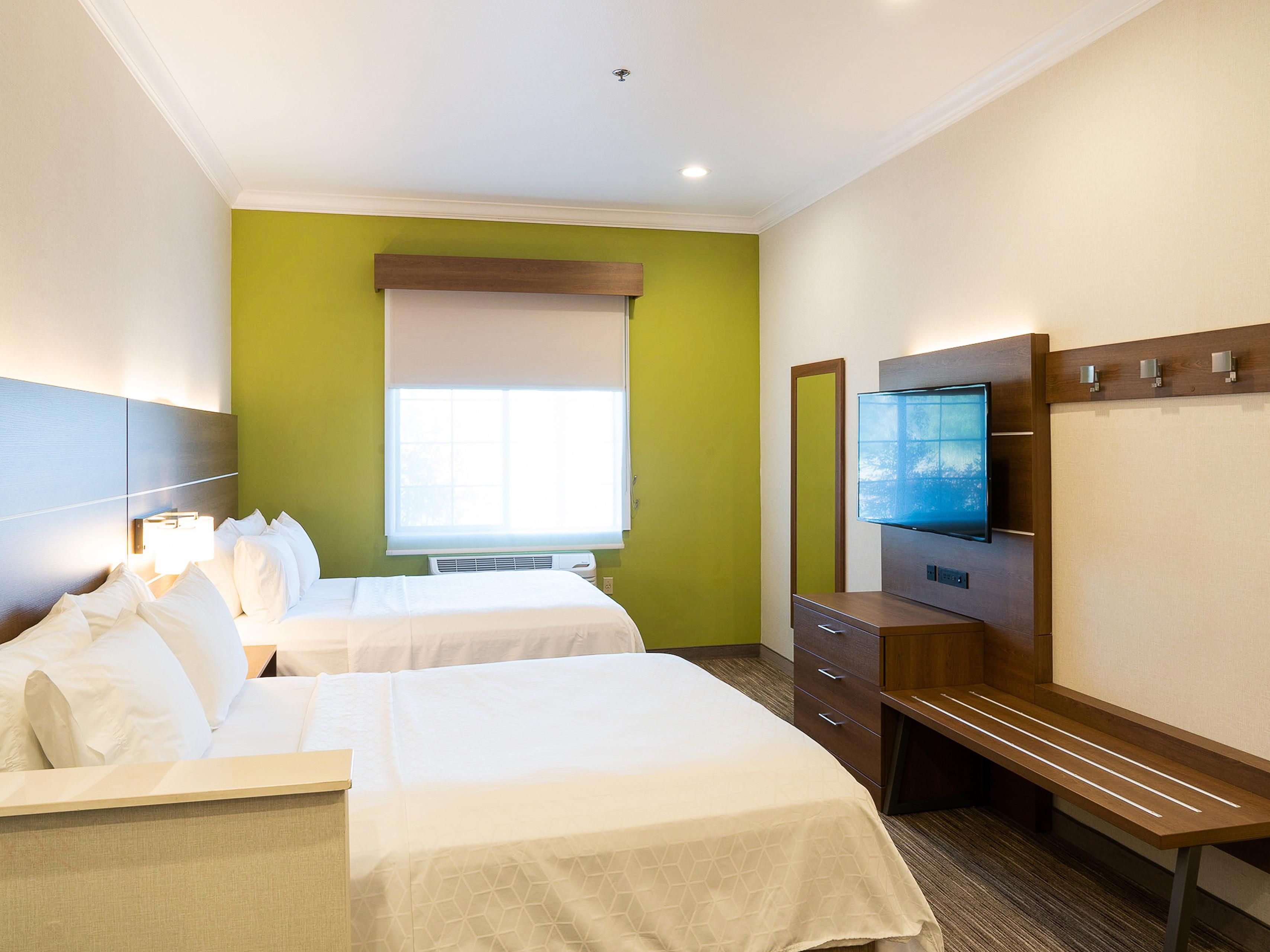 Holiday Inn Express & Suites Davis - University Area Guest Room & Suite ...