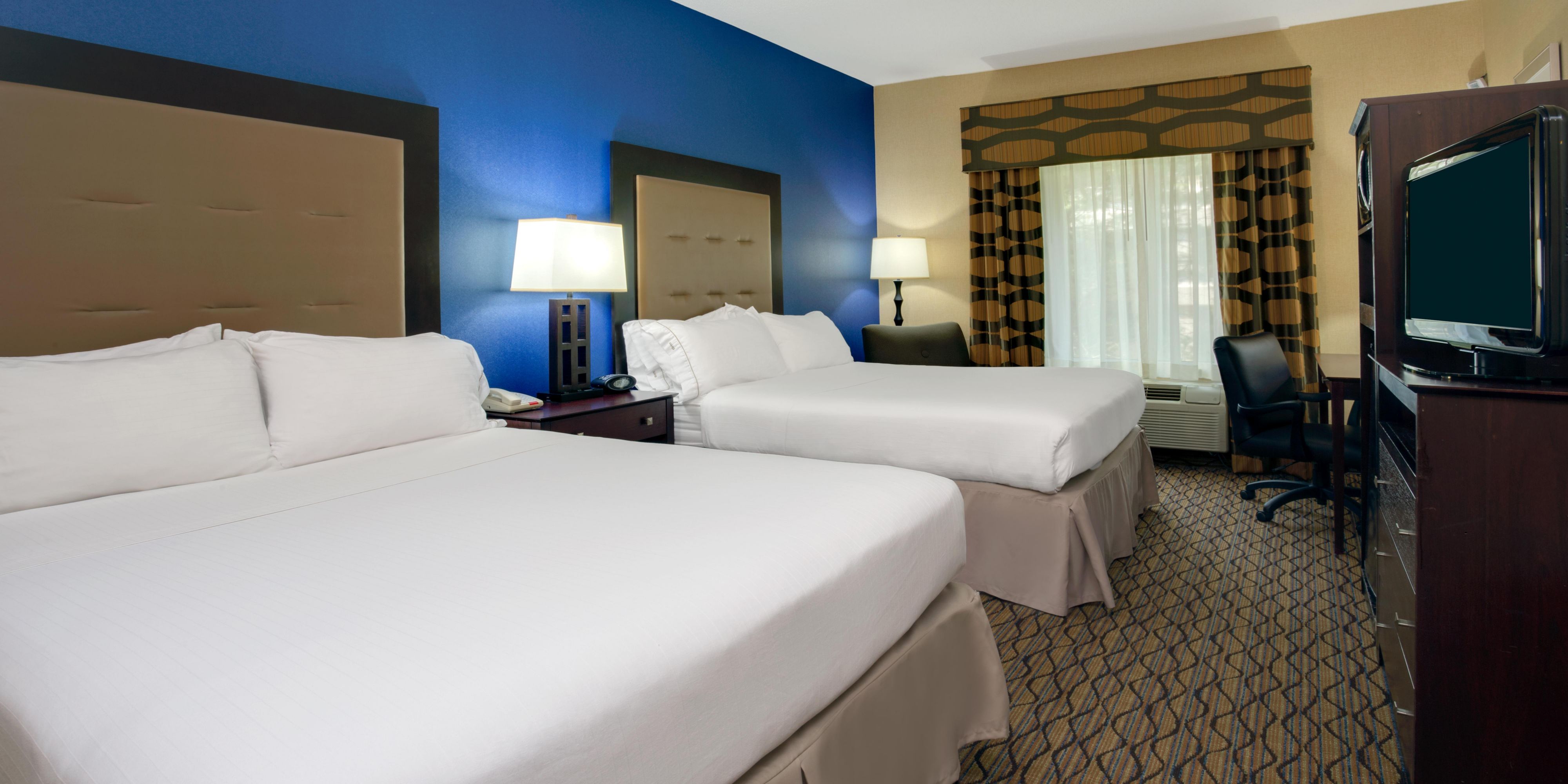 Hotels in East Brunswick, NJ | Holiday Inn Express & Suites Tower ...