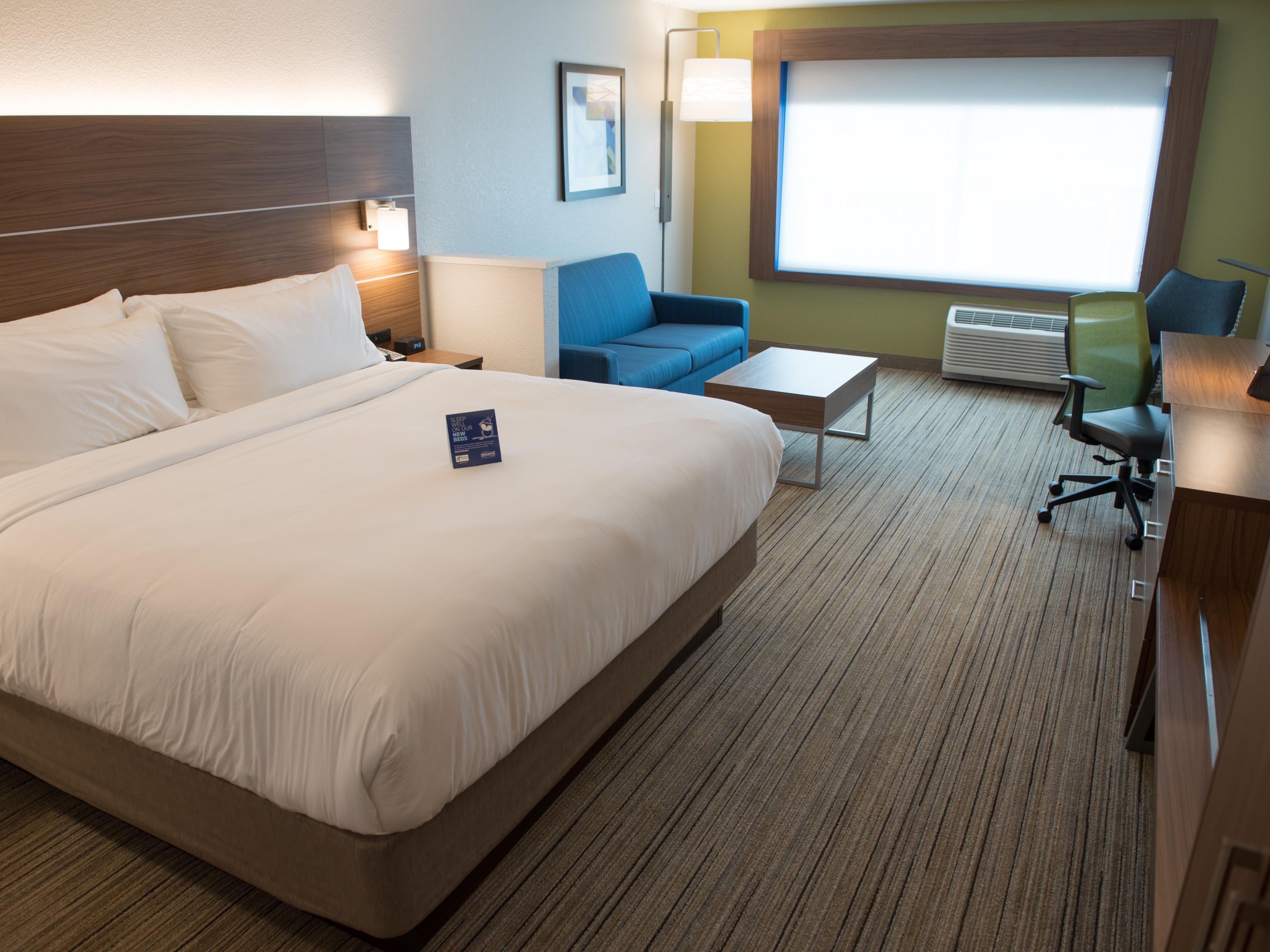 Rooms & Suites