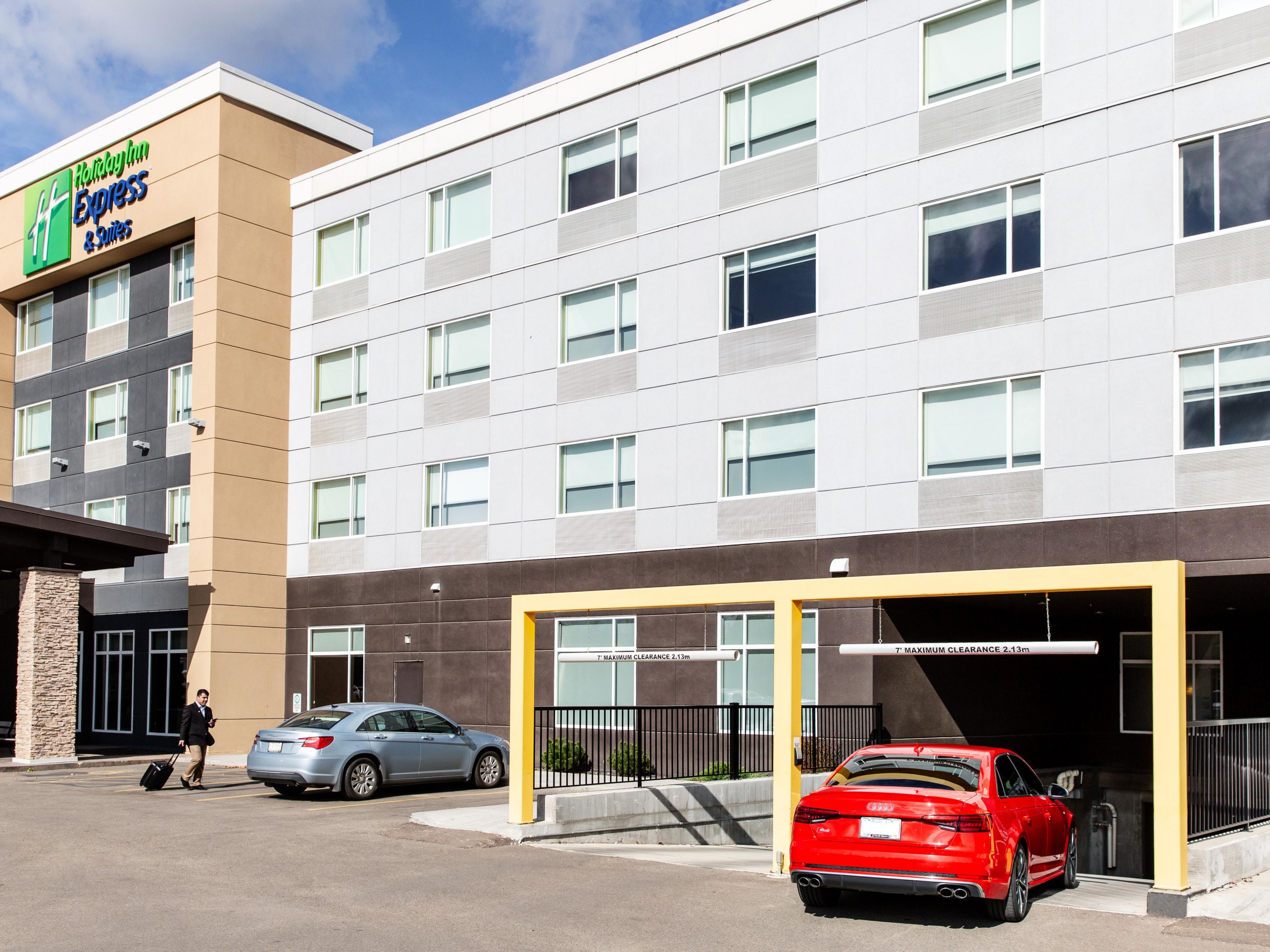 Boutique Hotel in Edmonton | Holiday Inn Express & Suites West Edmonton ...