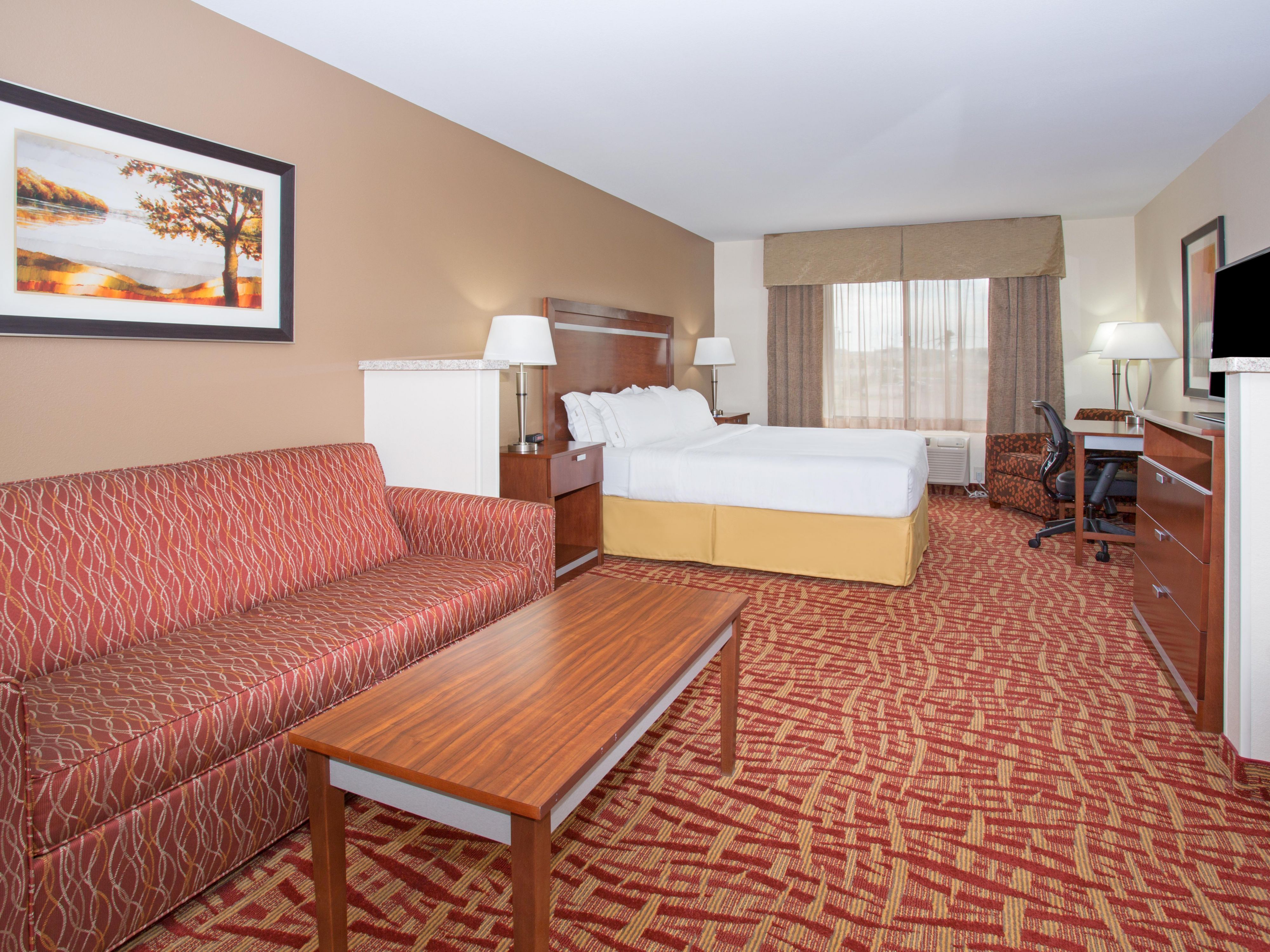 Rooms & Suites