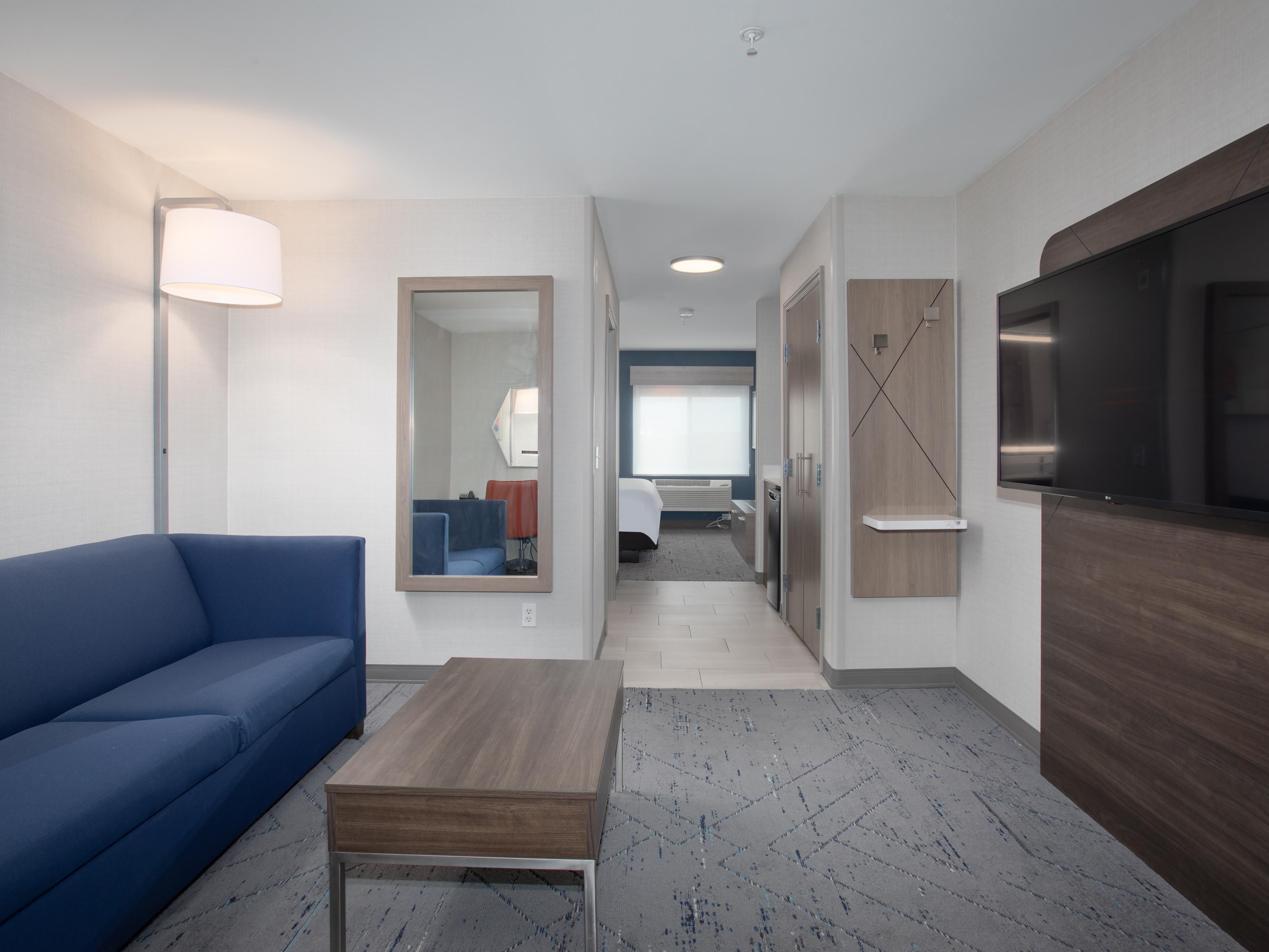 Holiday Inn Express & Suites Grand Junction Guest Room & Suite Options