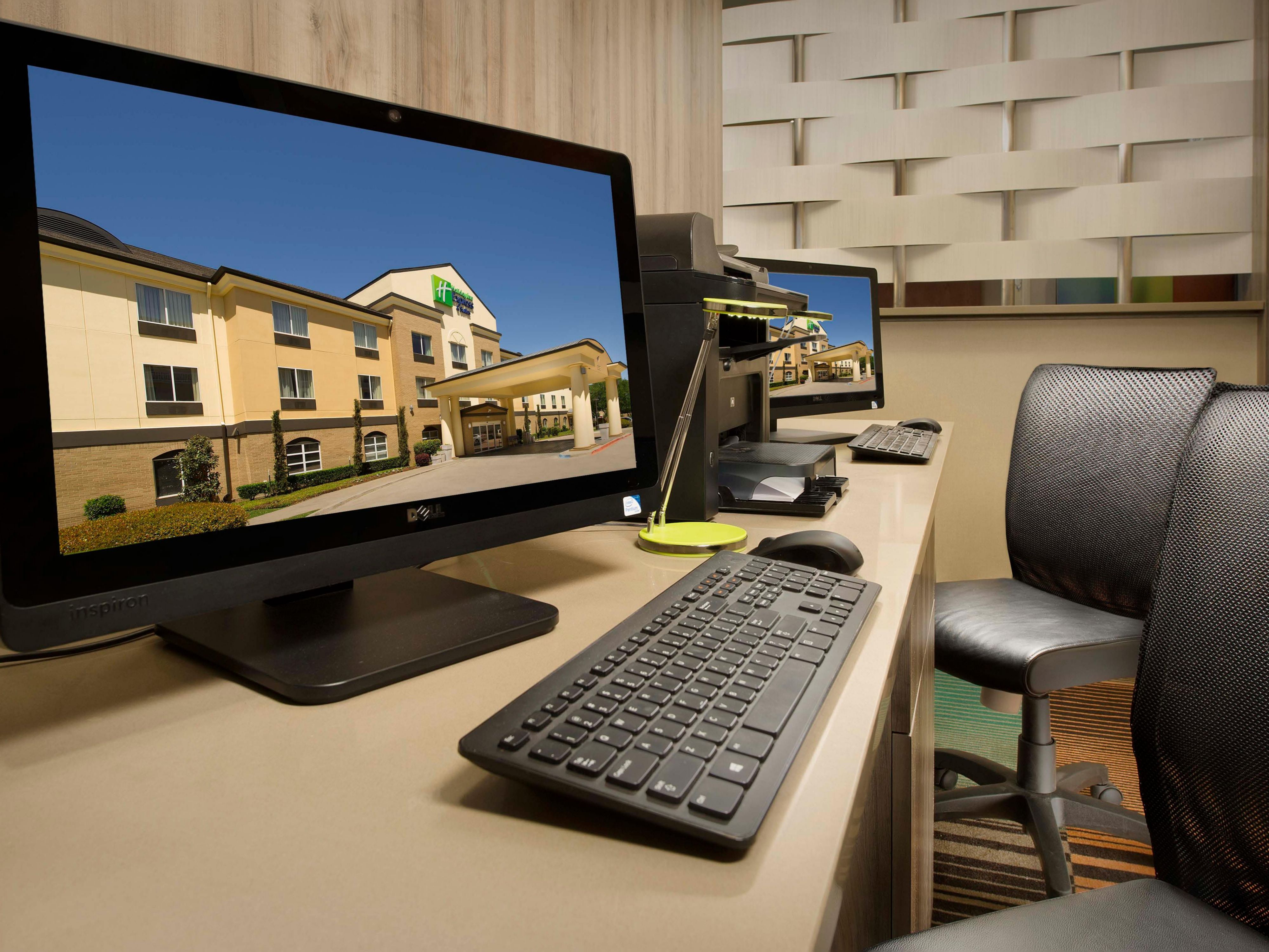 Grapevine Hotel | Holiday Inn Express & Suites DFW Airport Grapevine
