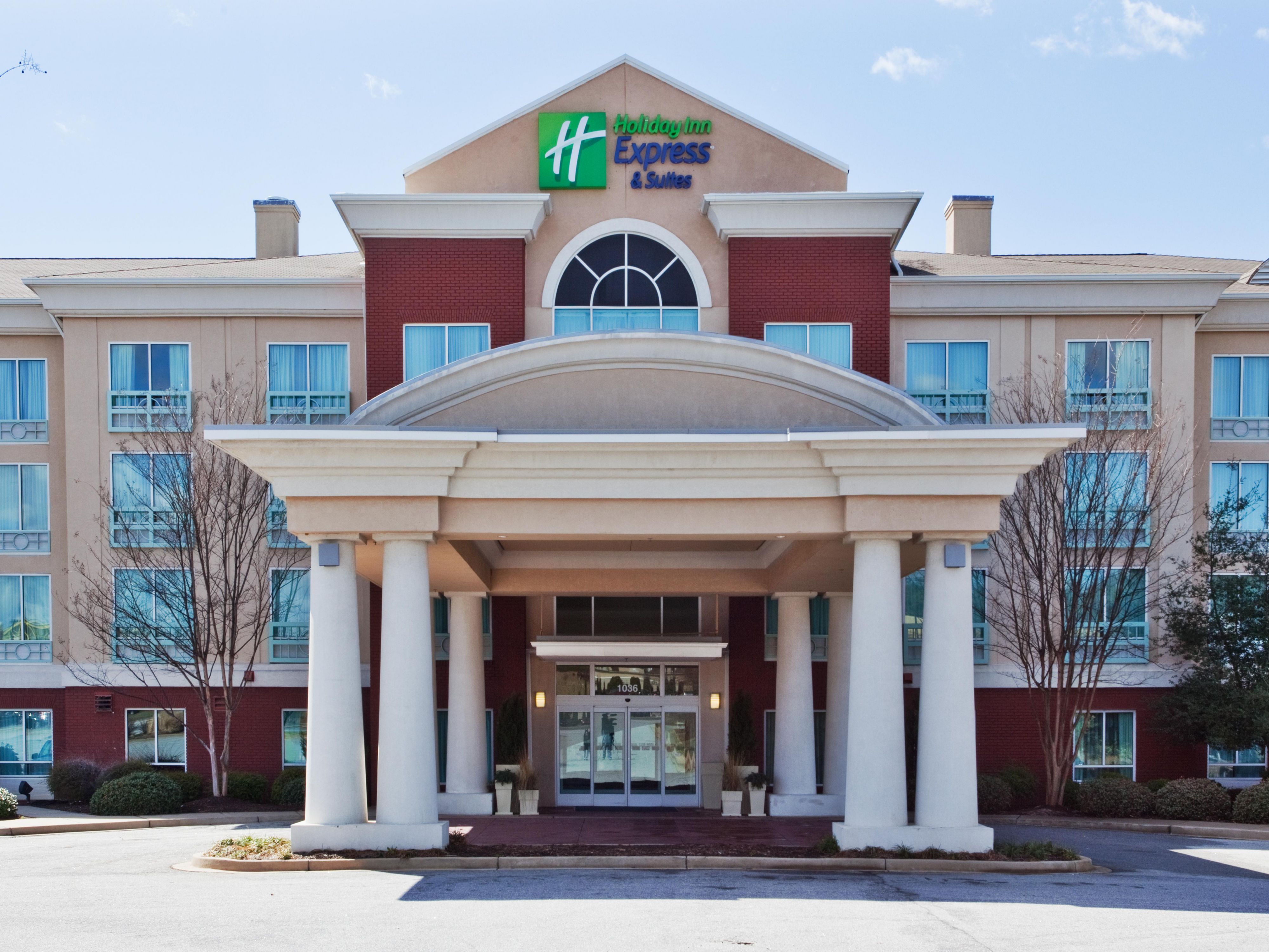 Hotel in Greenville, SC | Holiday Inn Express & Suites Greenville-I-85 ...