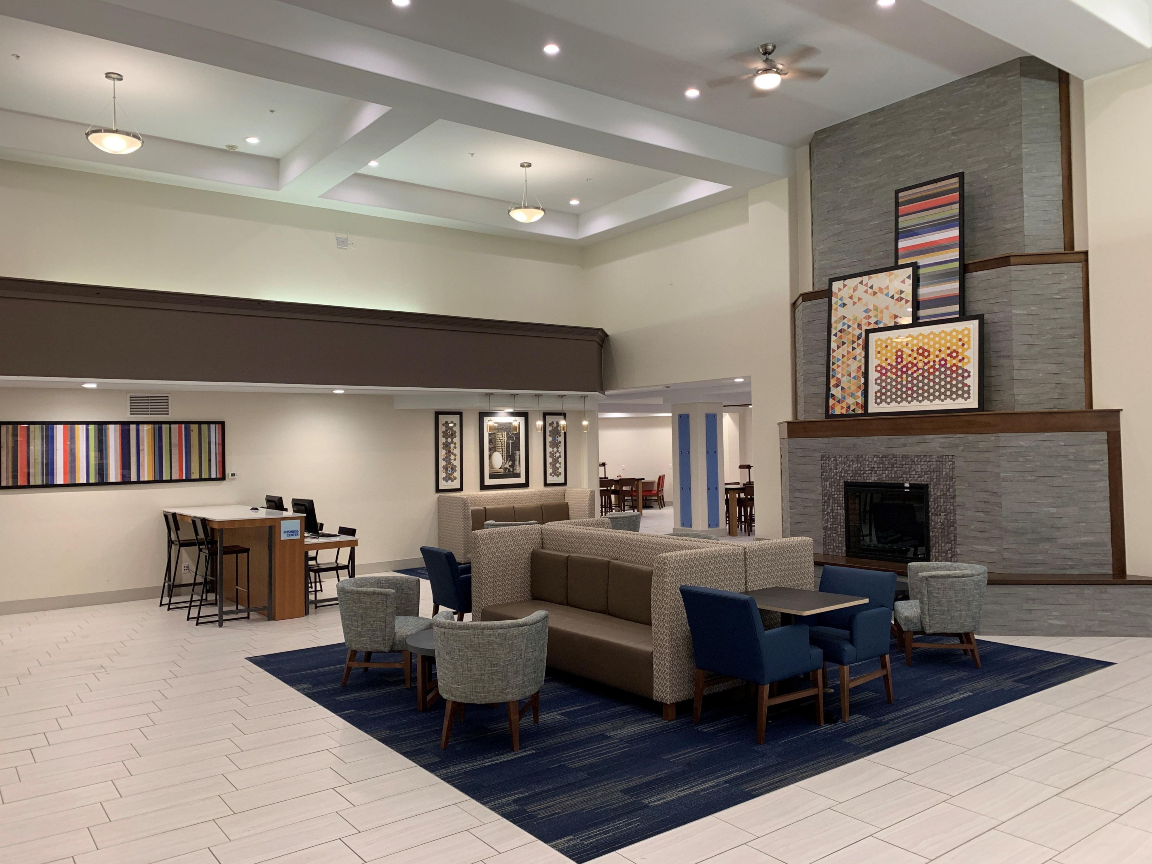 Boutique Hotel in Gunnison | Holiday Inn Express & Suites Gunnison