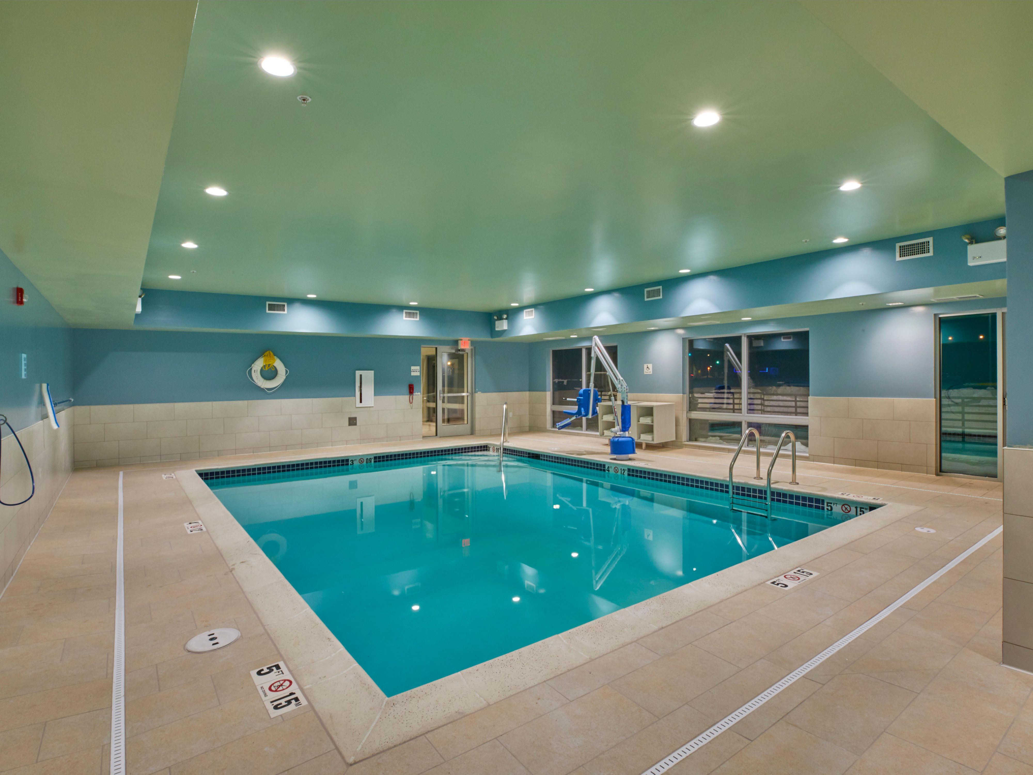 Holiday Inn Express & Suites Hermiston Downtown - Hermiston,