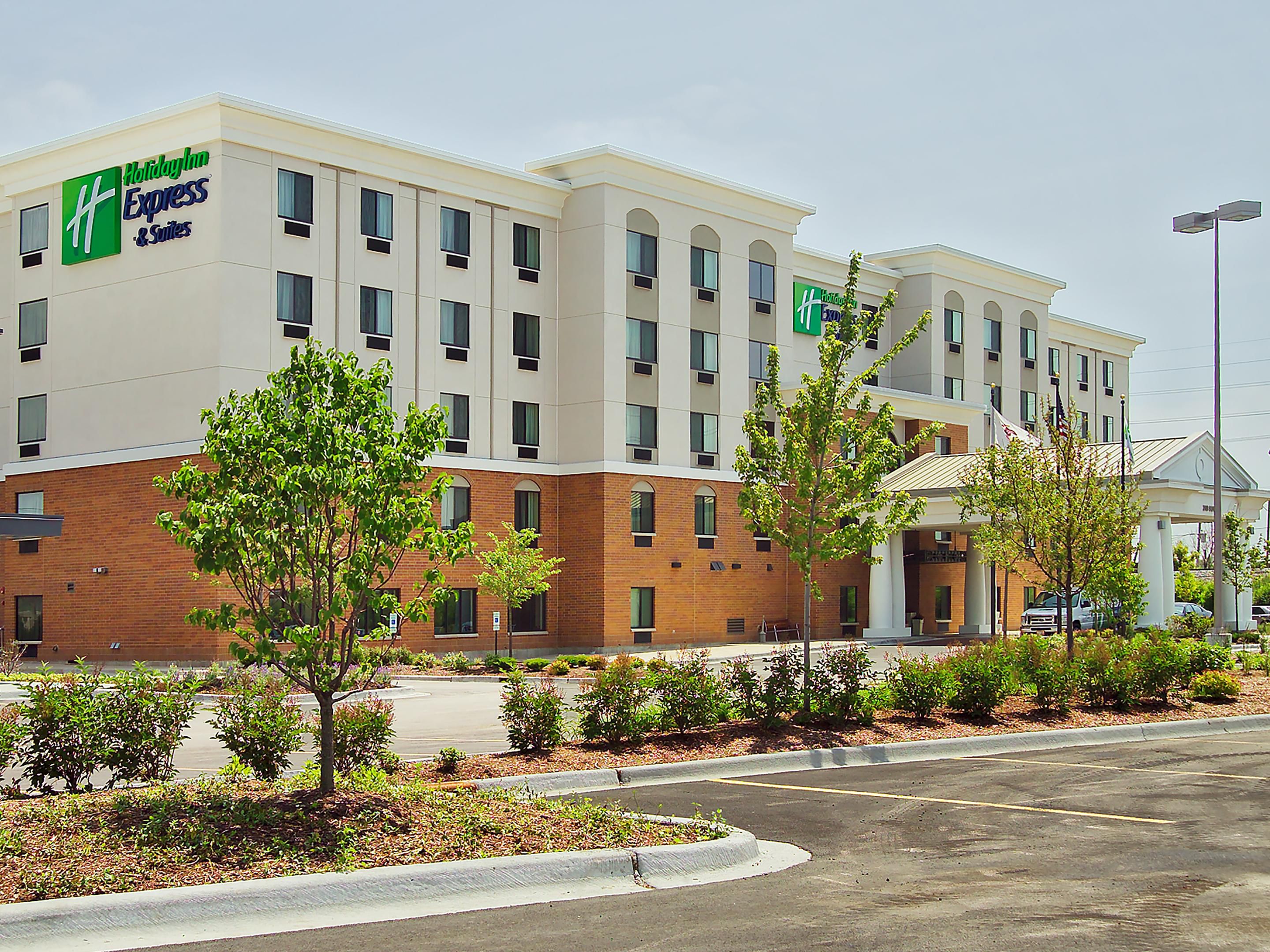Hillside, IL Hotels | Holiday Inn Express & Suites Chicago West-O'Hare ...