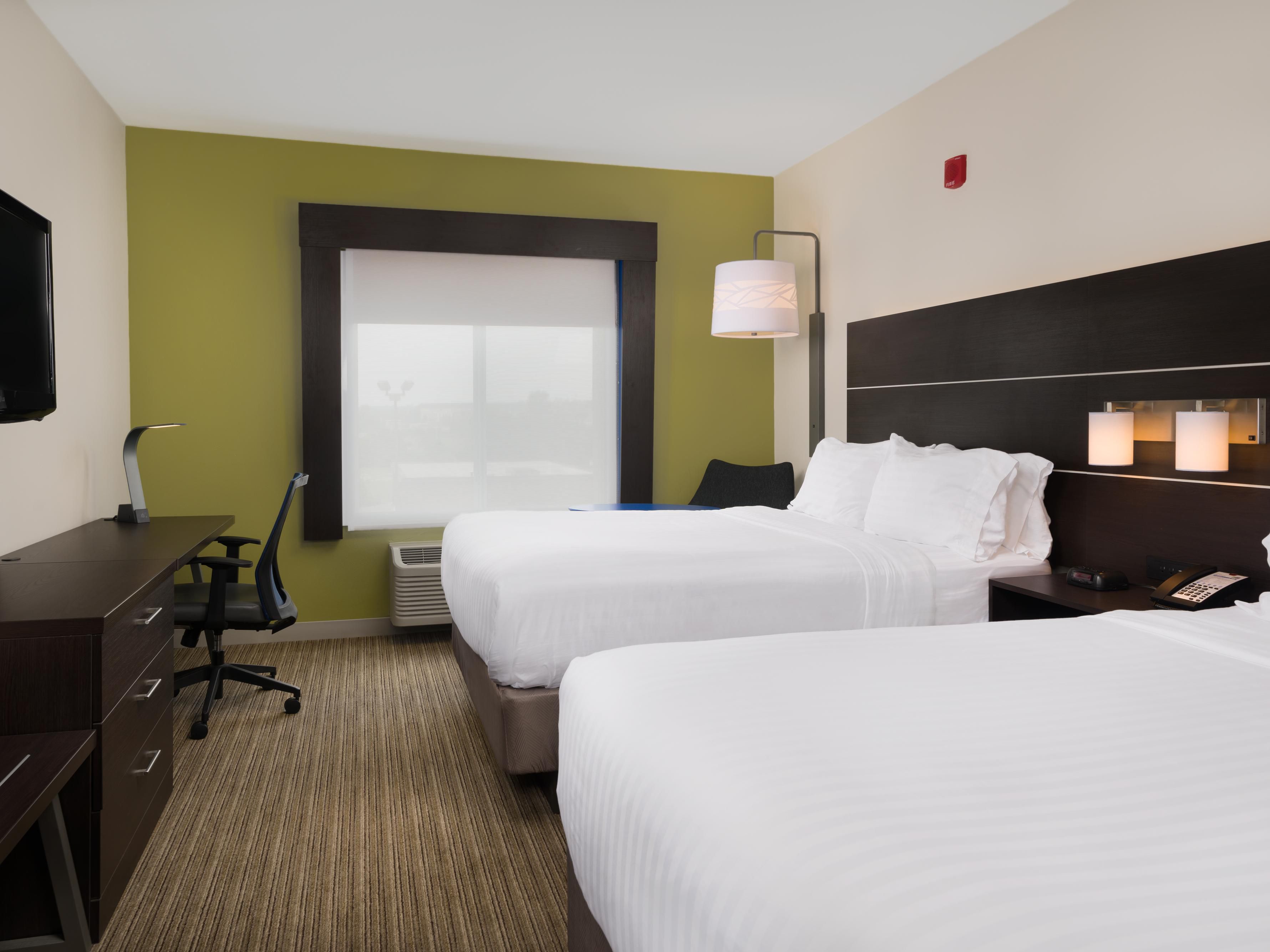 Hotel in Independence, MO | Holiday Inn Express & Suites Independence ...