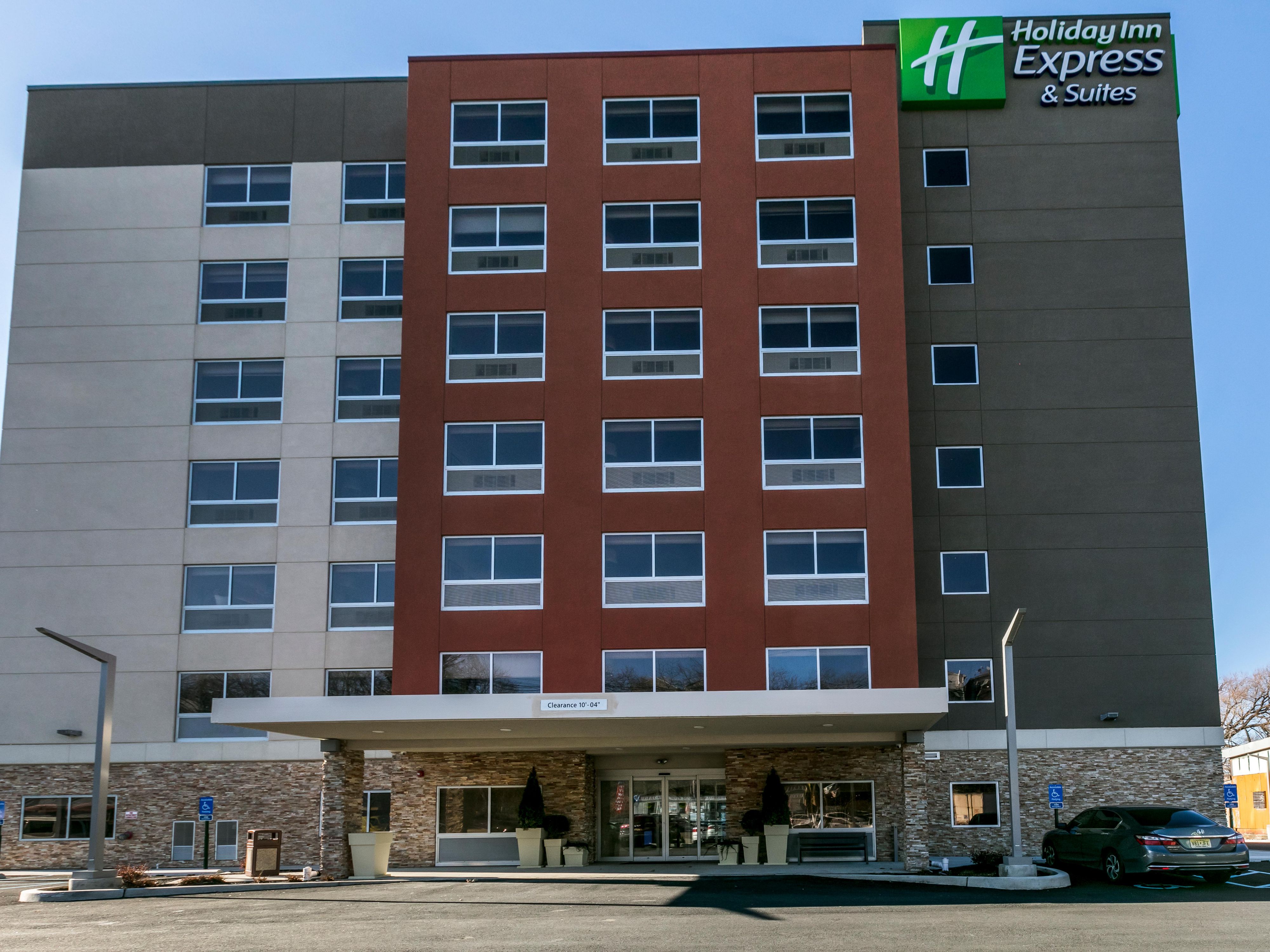 Holiday Inn Express Suites Jersey City North Hoboken Hotel By IHG