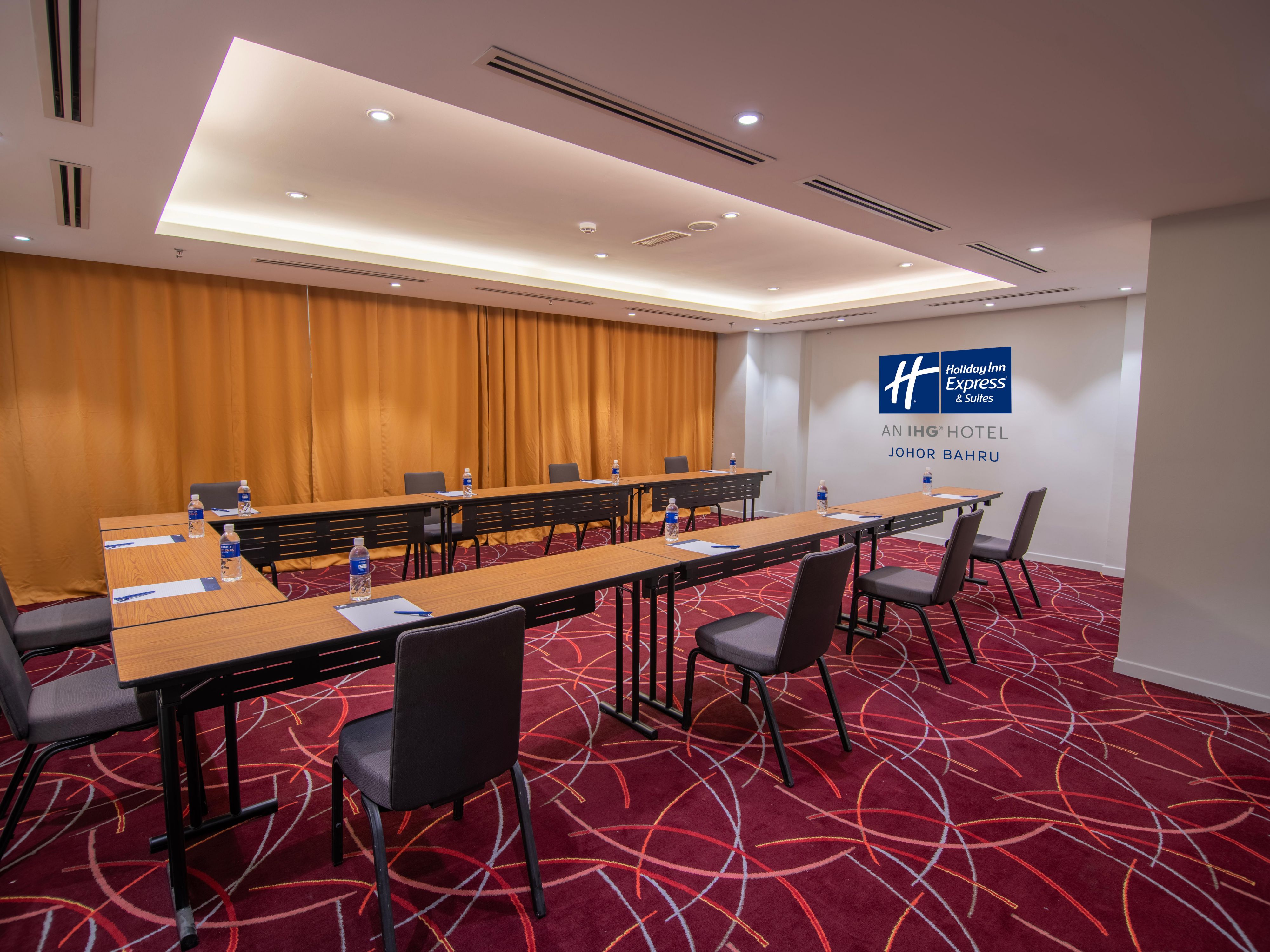 Holiday Inn Express Johor Bahru