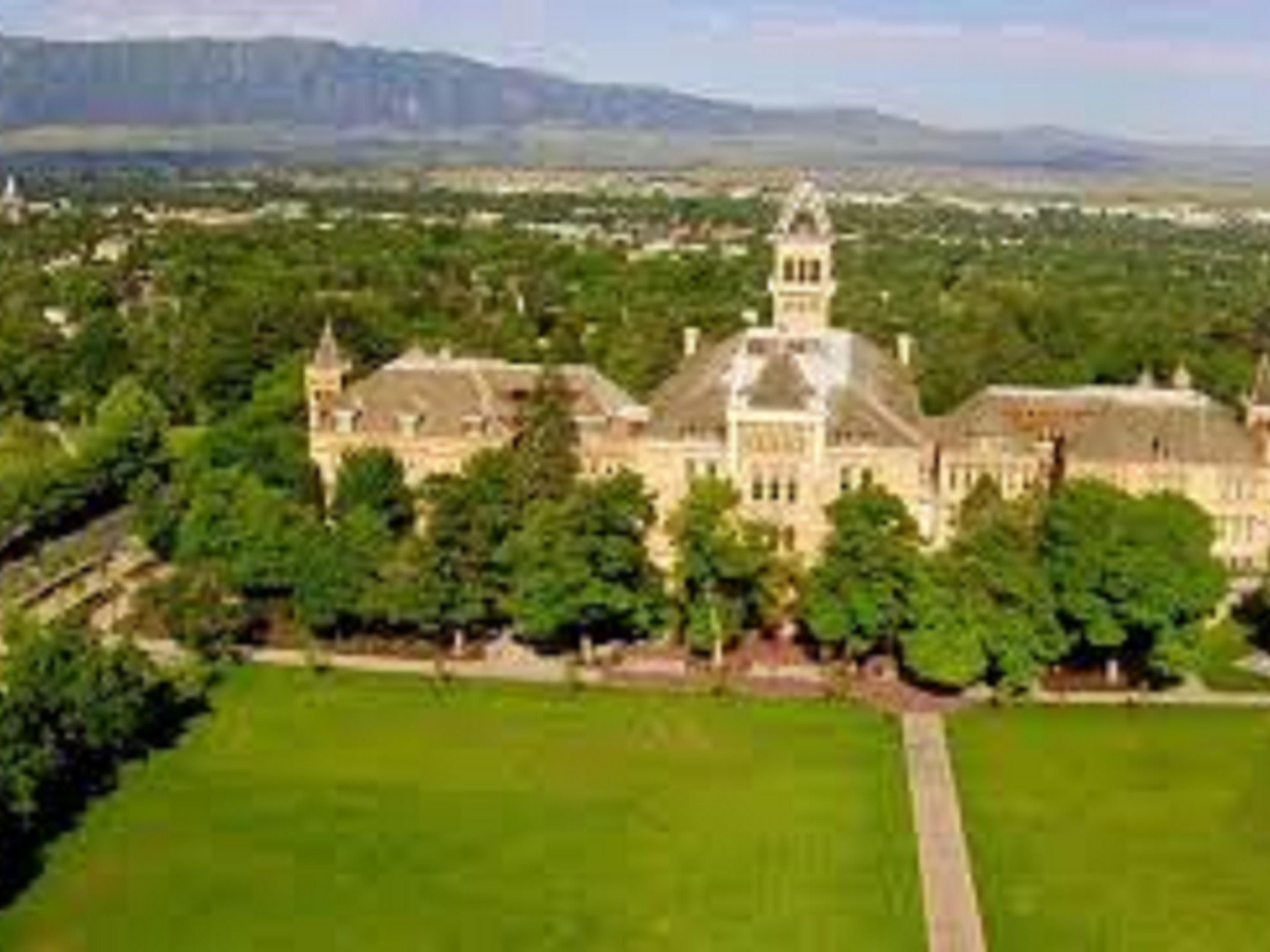 Hotels in Logan, Utah | Holiday Inn Express & Suites Logan