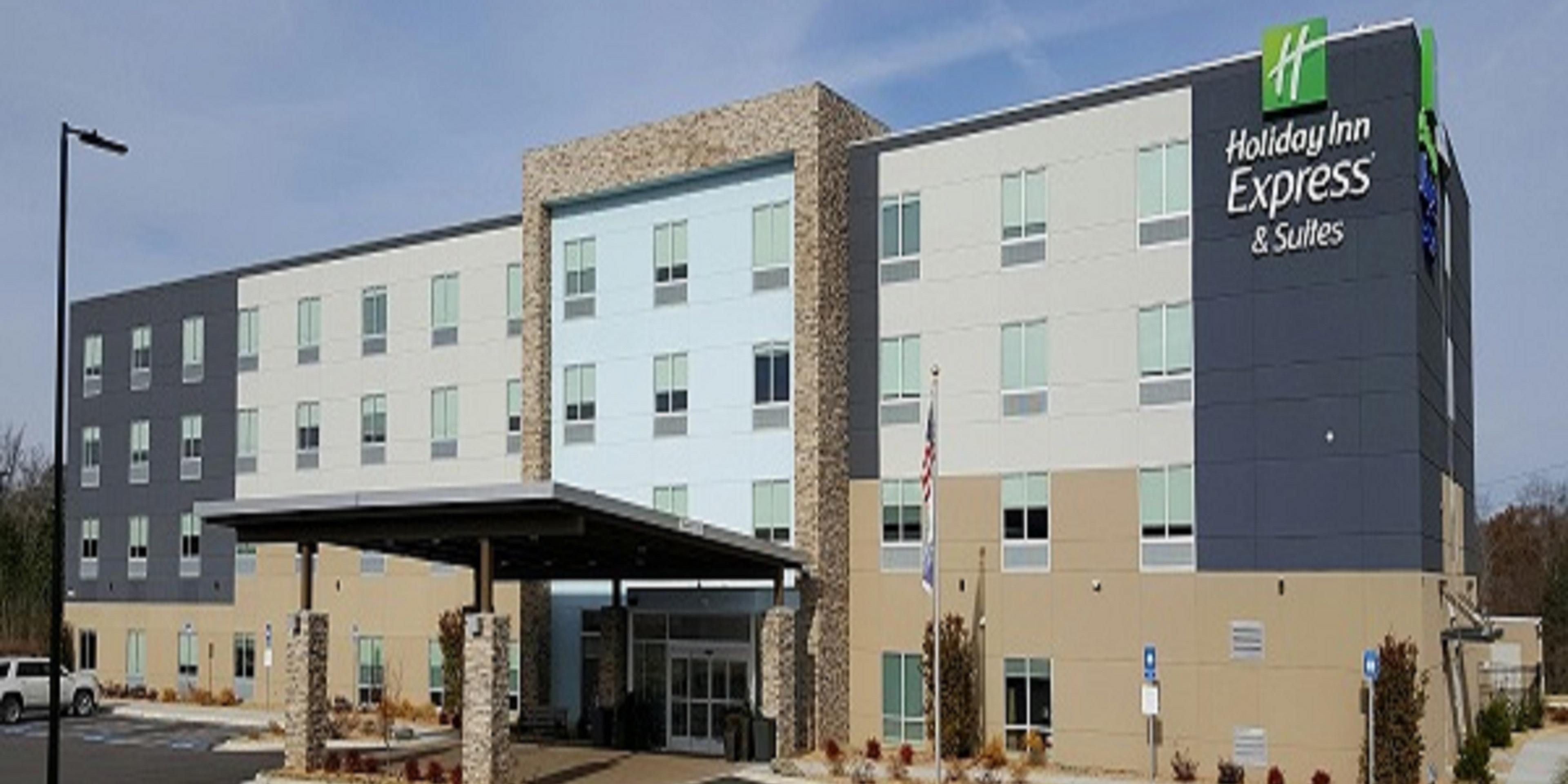 Macon Hotels off I-75 | Holiday Inn Express & Suites Macon North