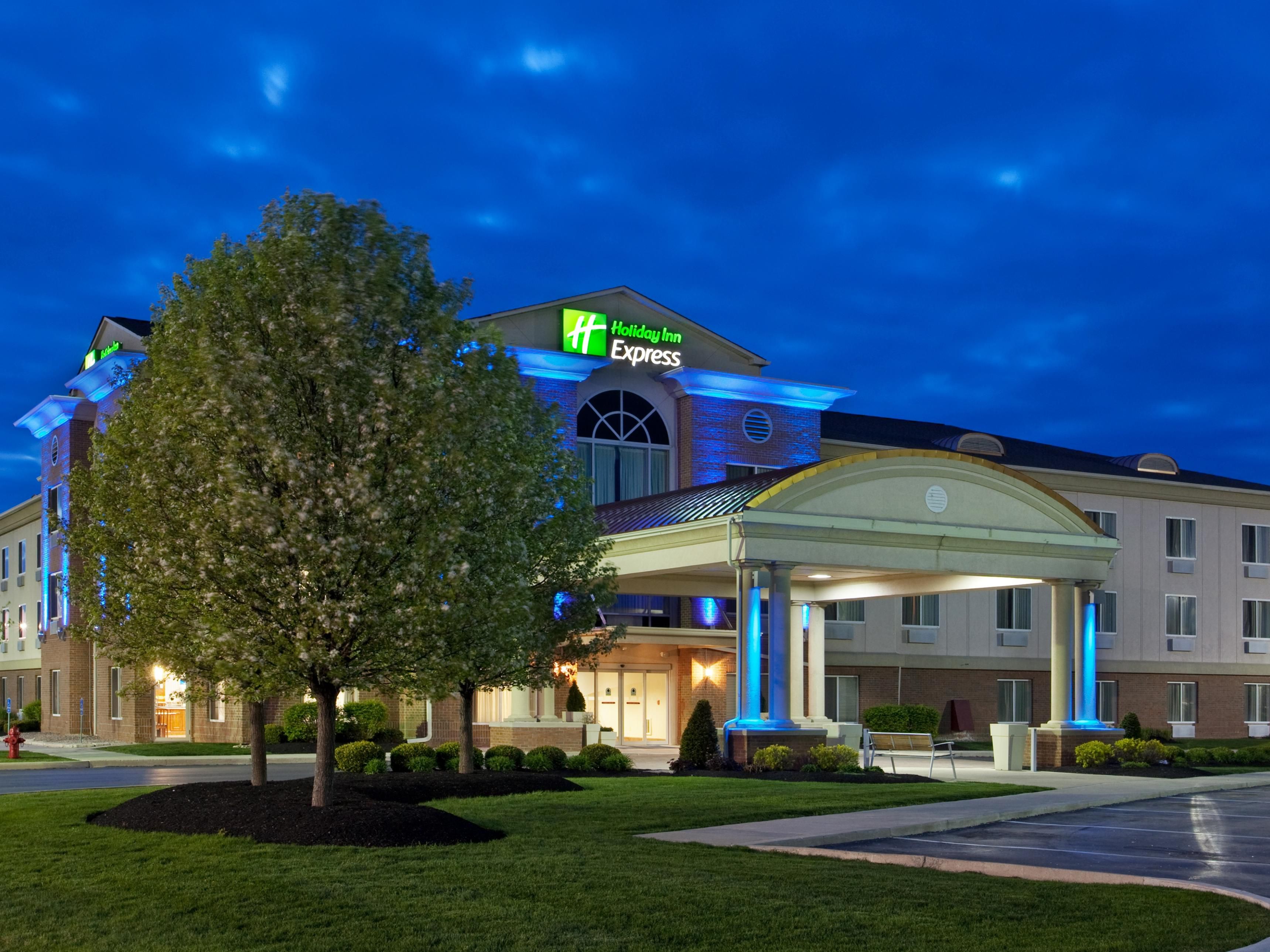 Affordable Hotel in Marion, Ohio | Holiday Inn Express & Suites Marion