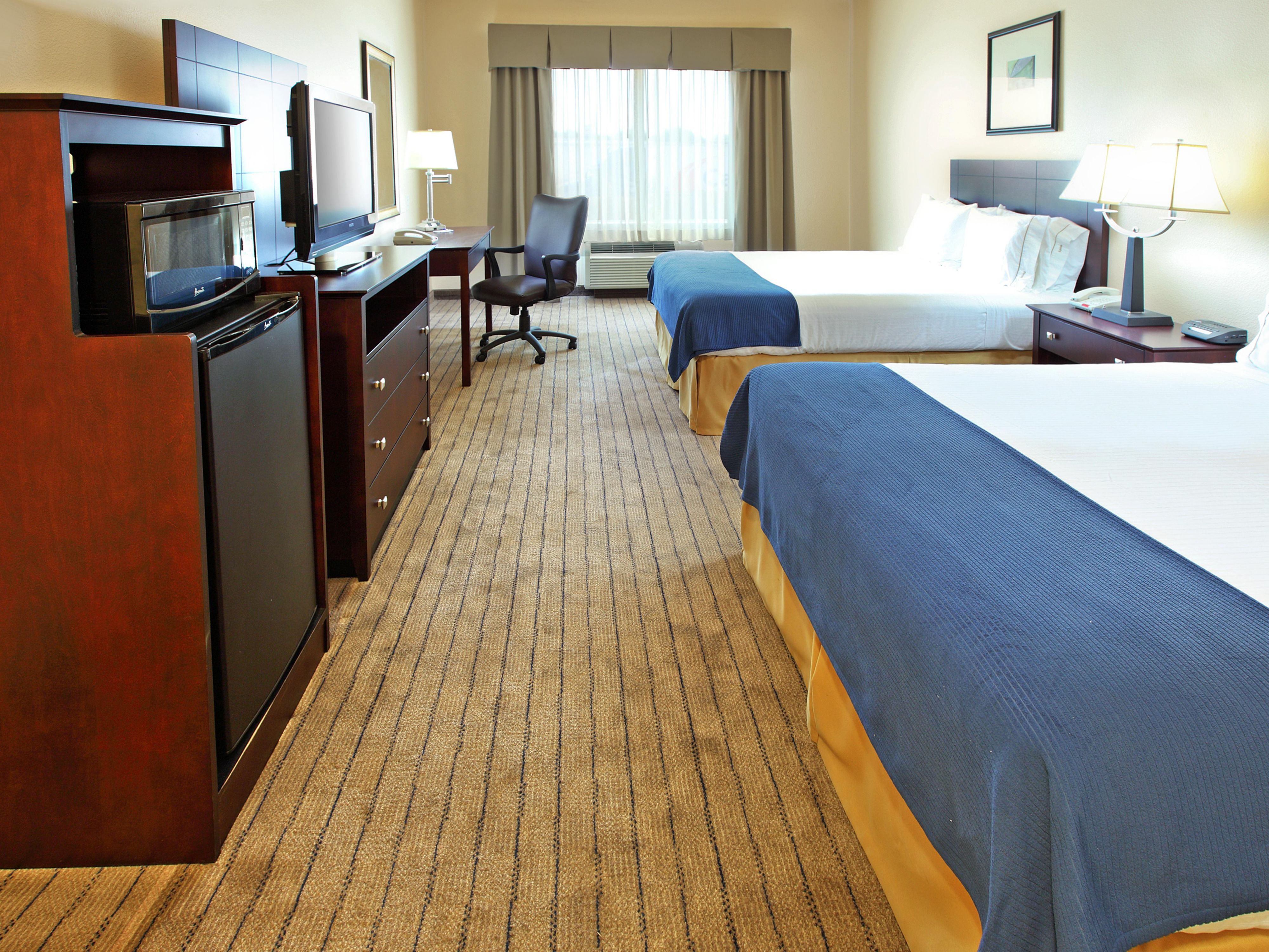 Holiday Inn Express & Suites Marshall - Marshall, United States