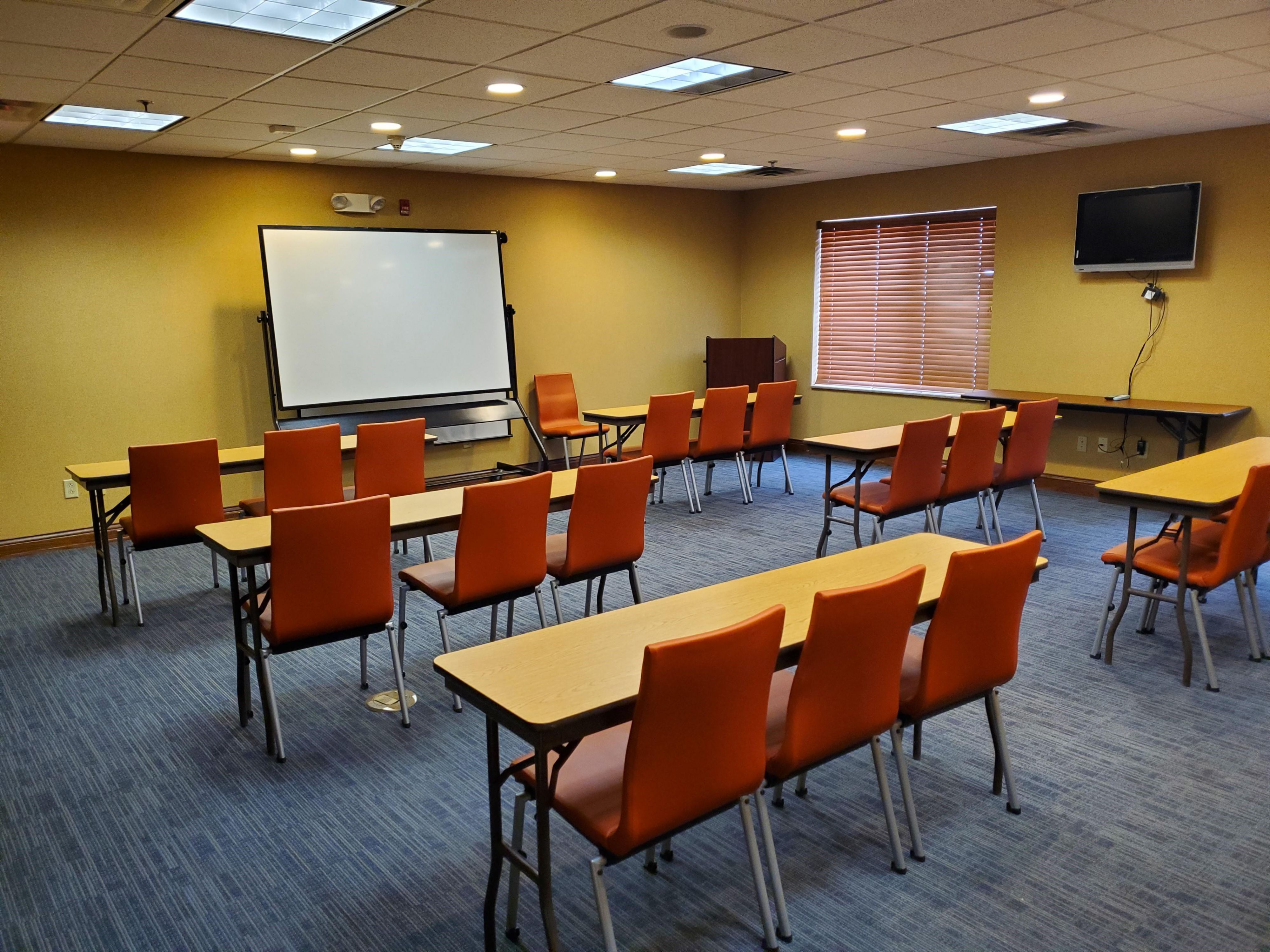 Hotel in Mattoon IL | Holiday Inn Express & Suites Mattoon