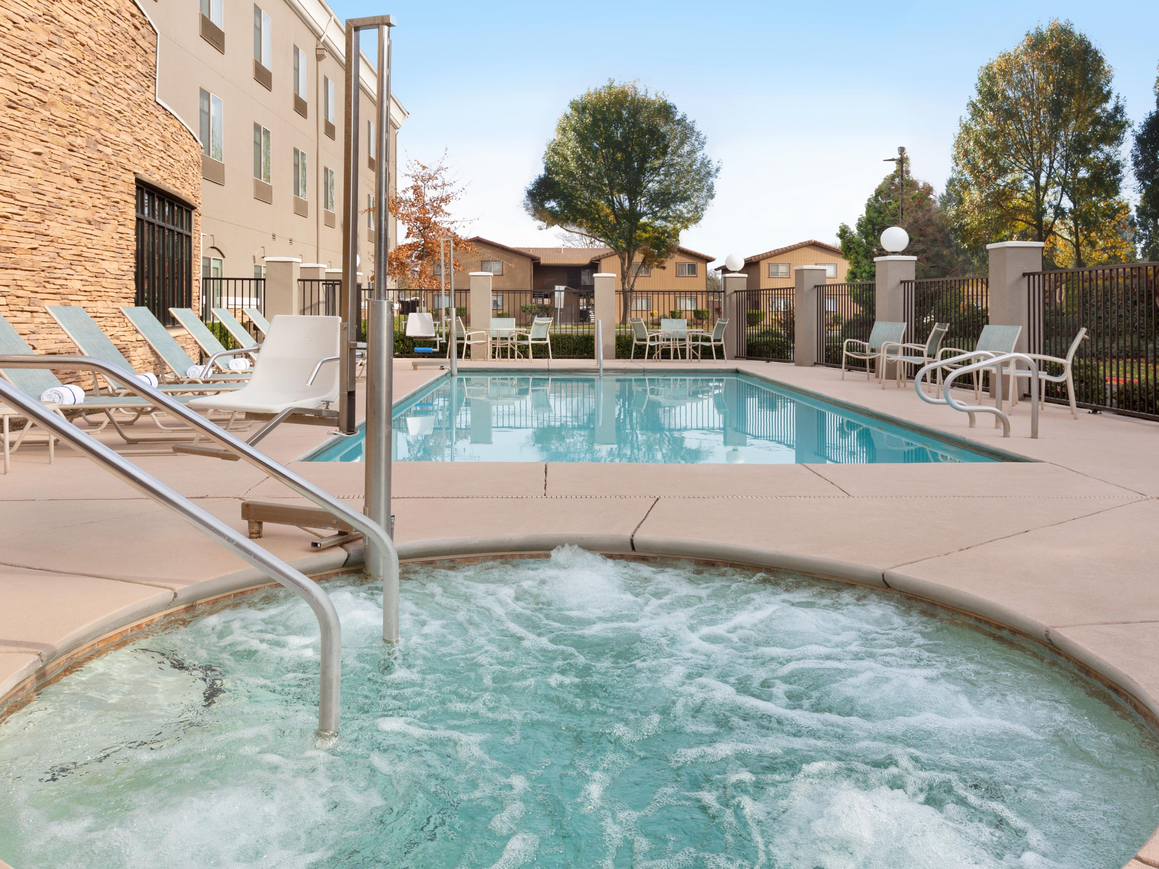 Holiday Inn Express & Suites Merced - Yosemite Natl Pk Area - Merced ...