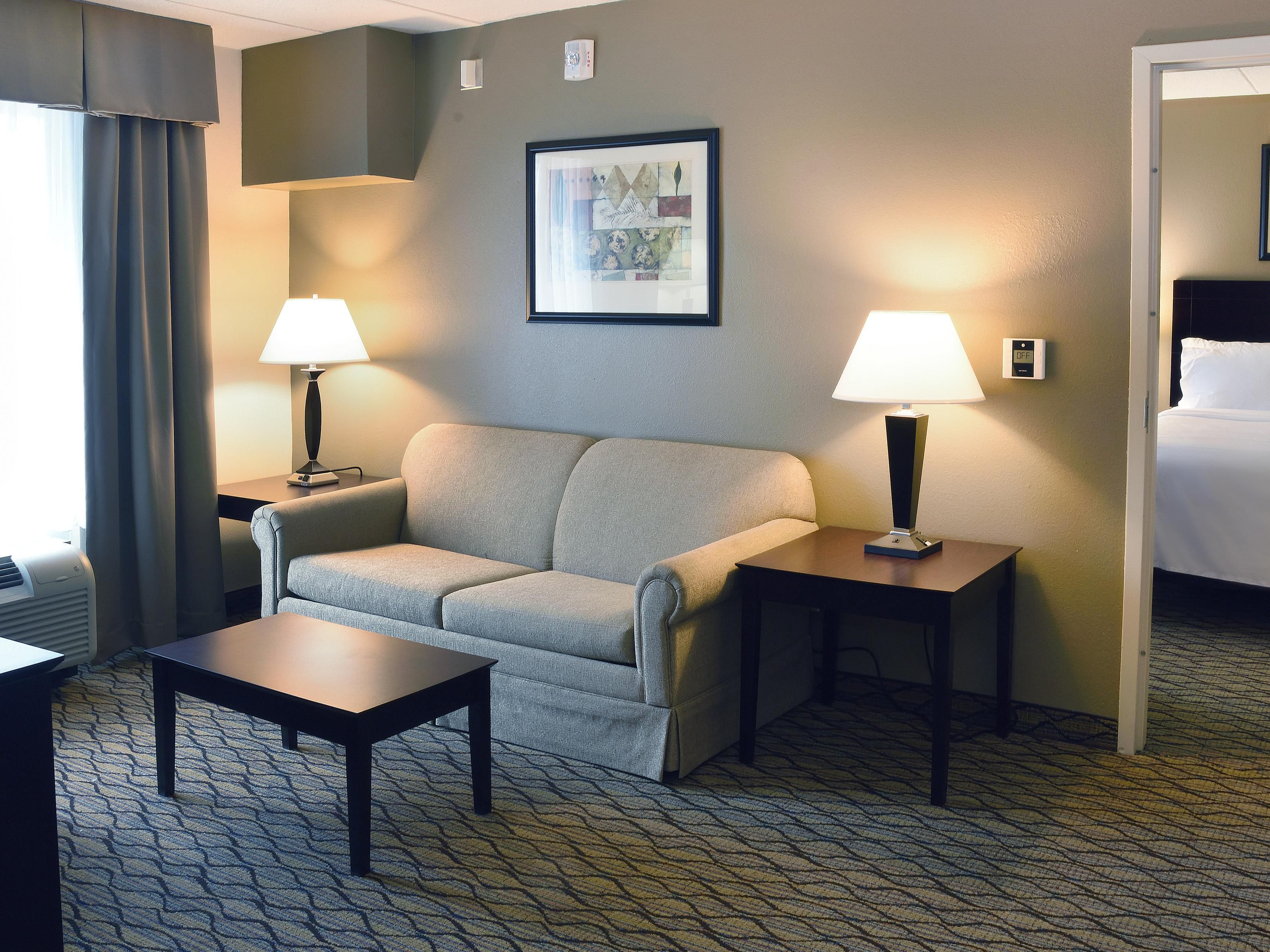 Rooms & Suites