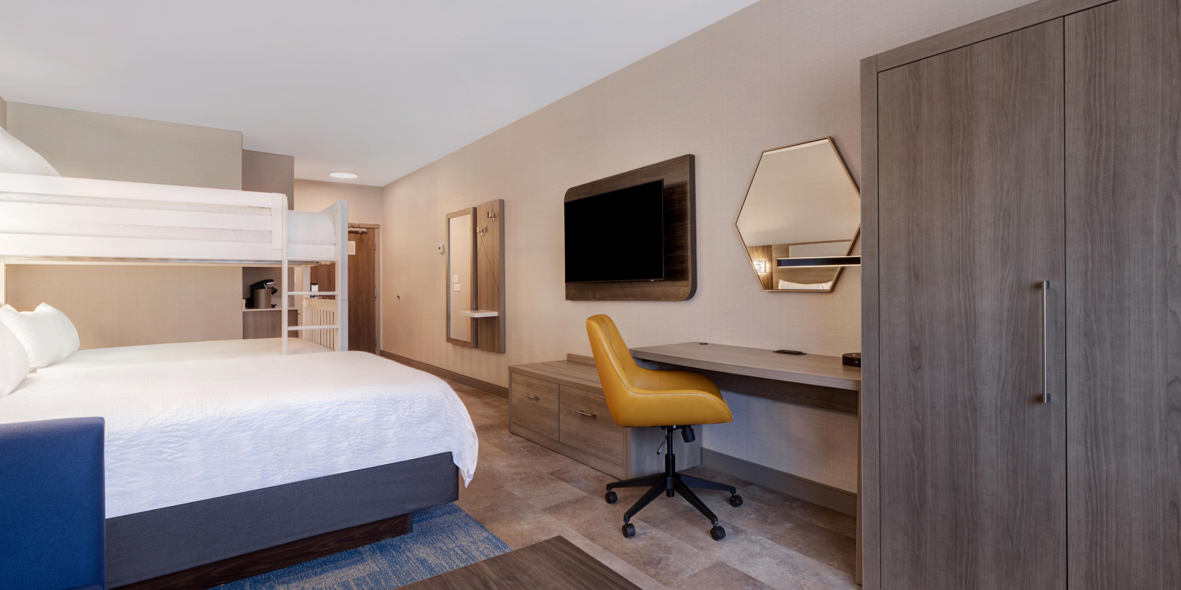 Holiday Inn Express & Suites Moab Guest Room & Suite Options