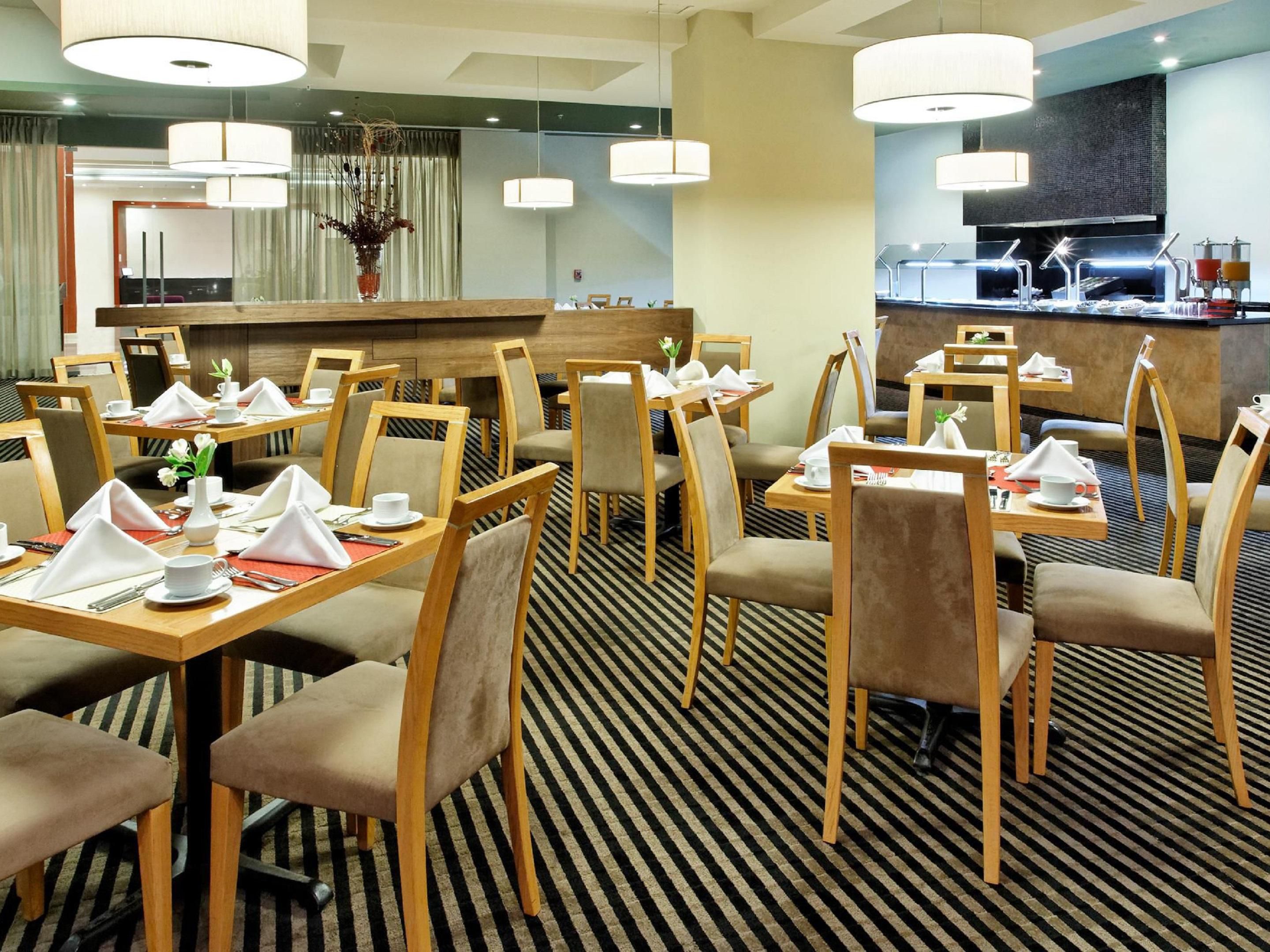 Restaurants Near Holiday Inn Express & Suites Monterrey Aeropuerto