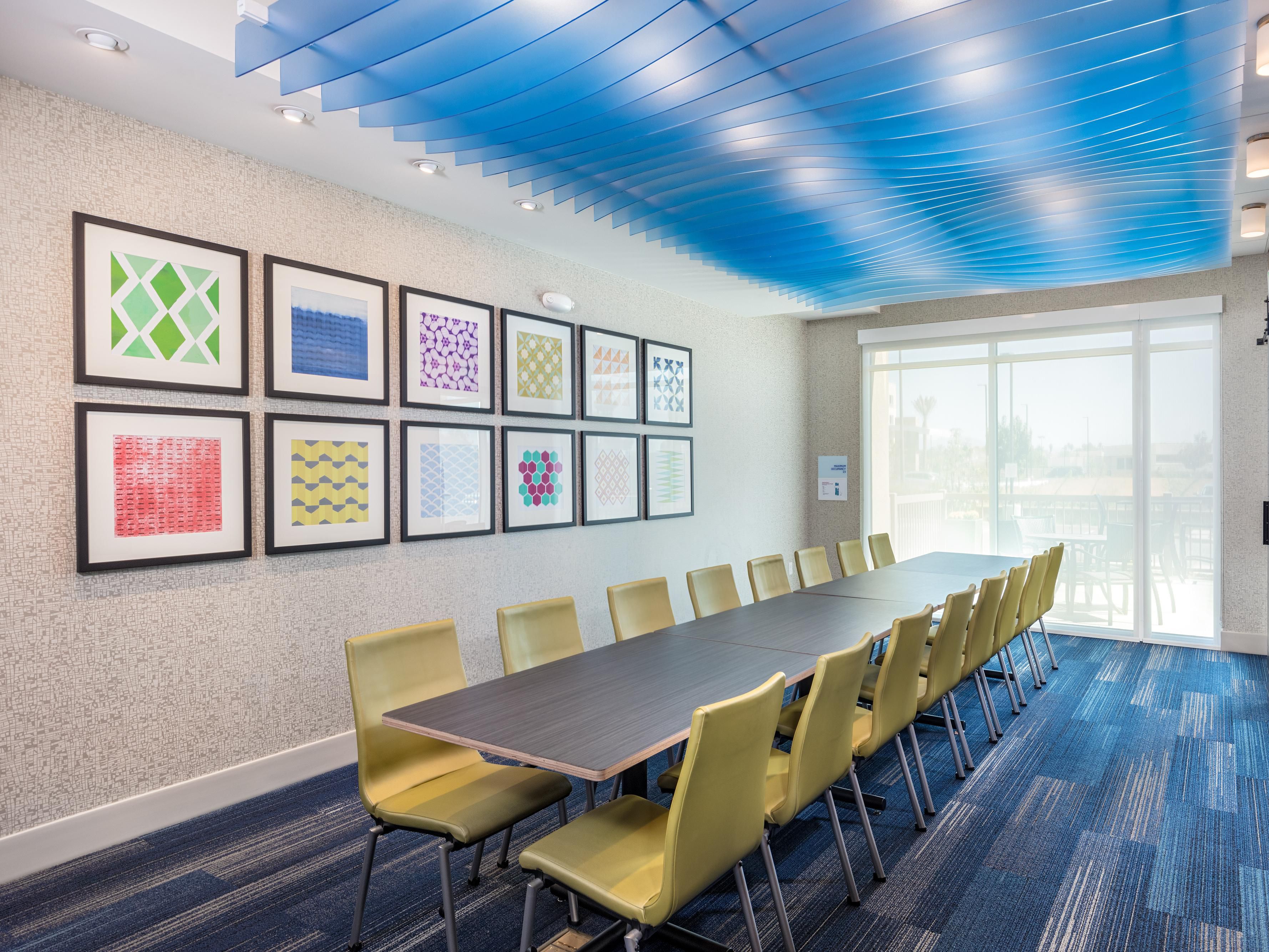 Holiday Inn Express & Suites Moreno Valley - Riverside - Moreno Valley,