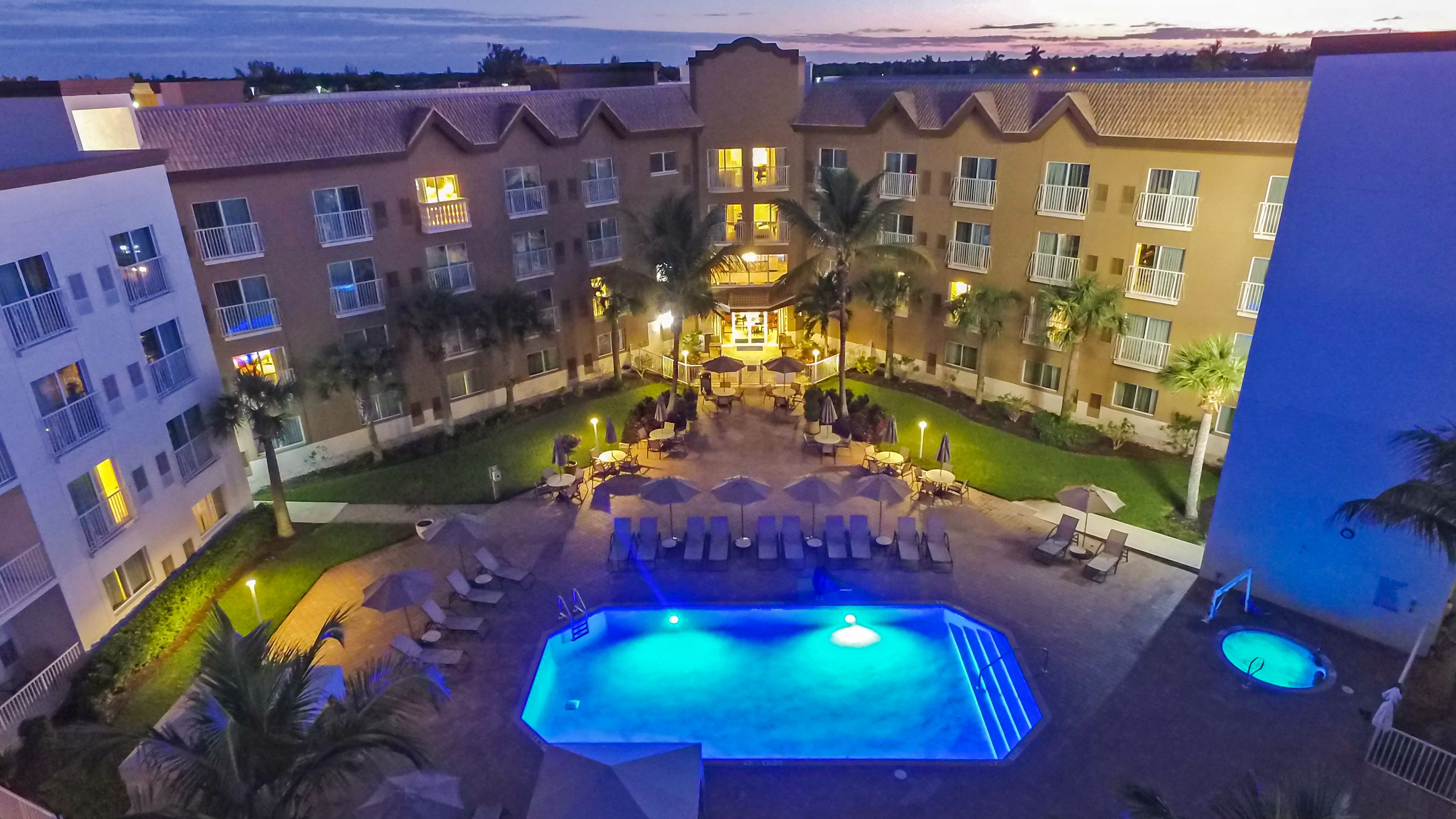 Naples Florida Downtown Hotels