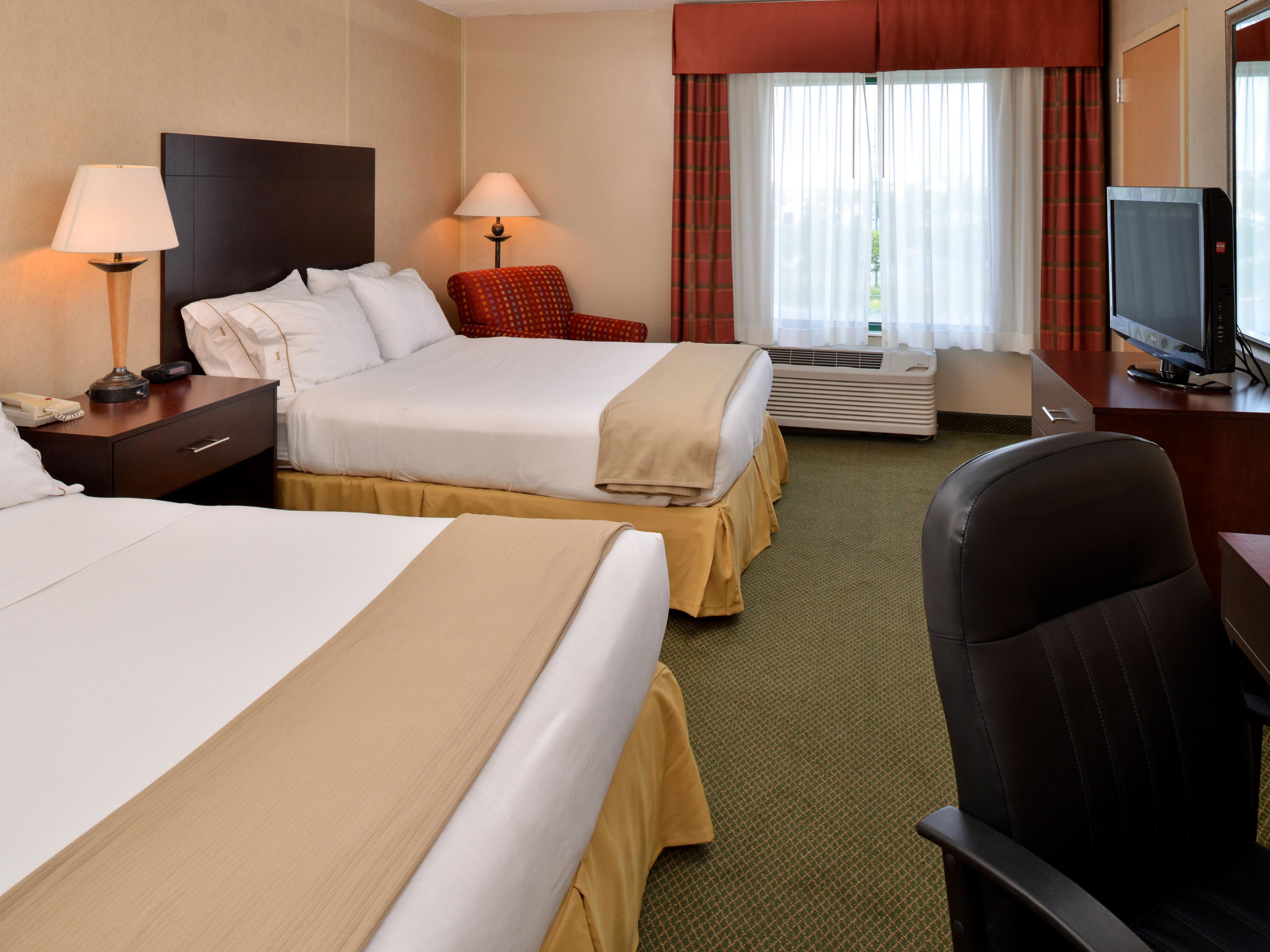 Rooms & Suites