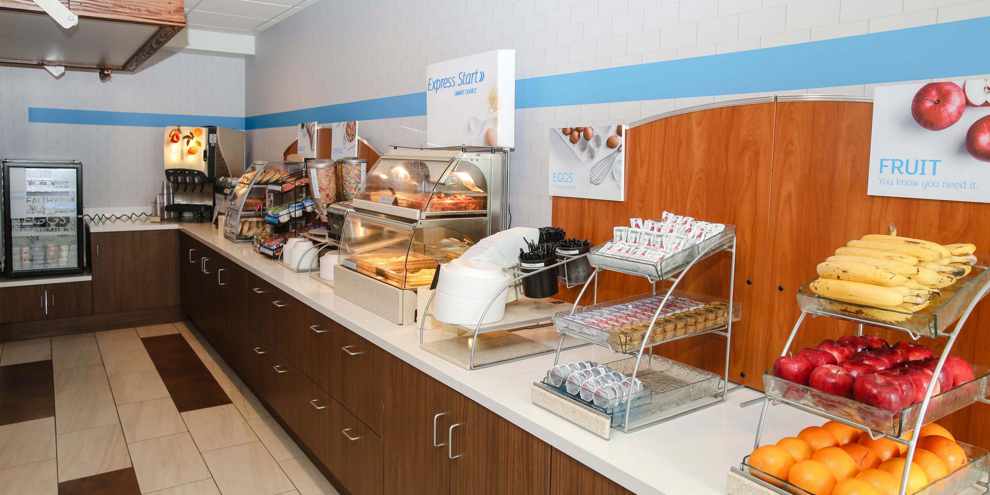 Hotel near Phoenix Convention Center | Holiday Inn Express & Suites ...