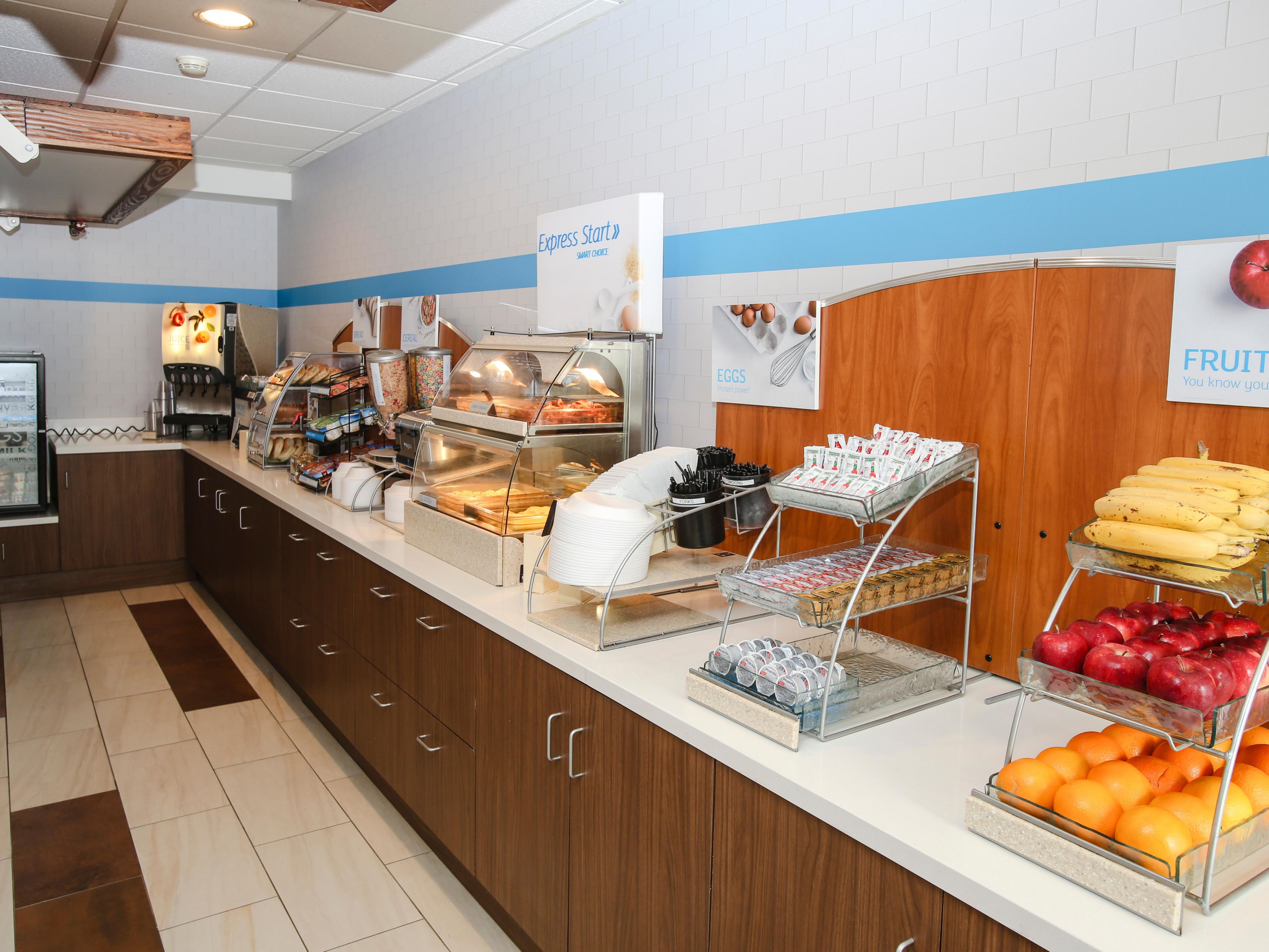 Hotel near Phoenix Convention Center | Holiday Inn Express & Suites ...