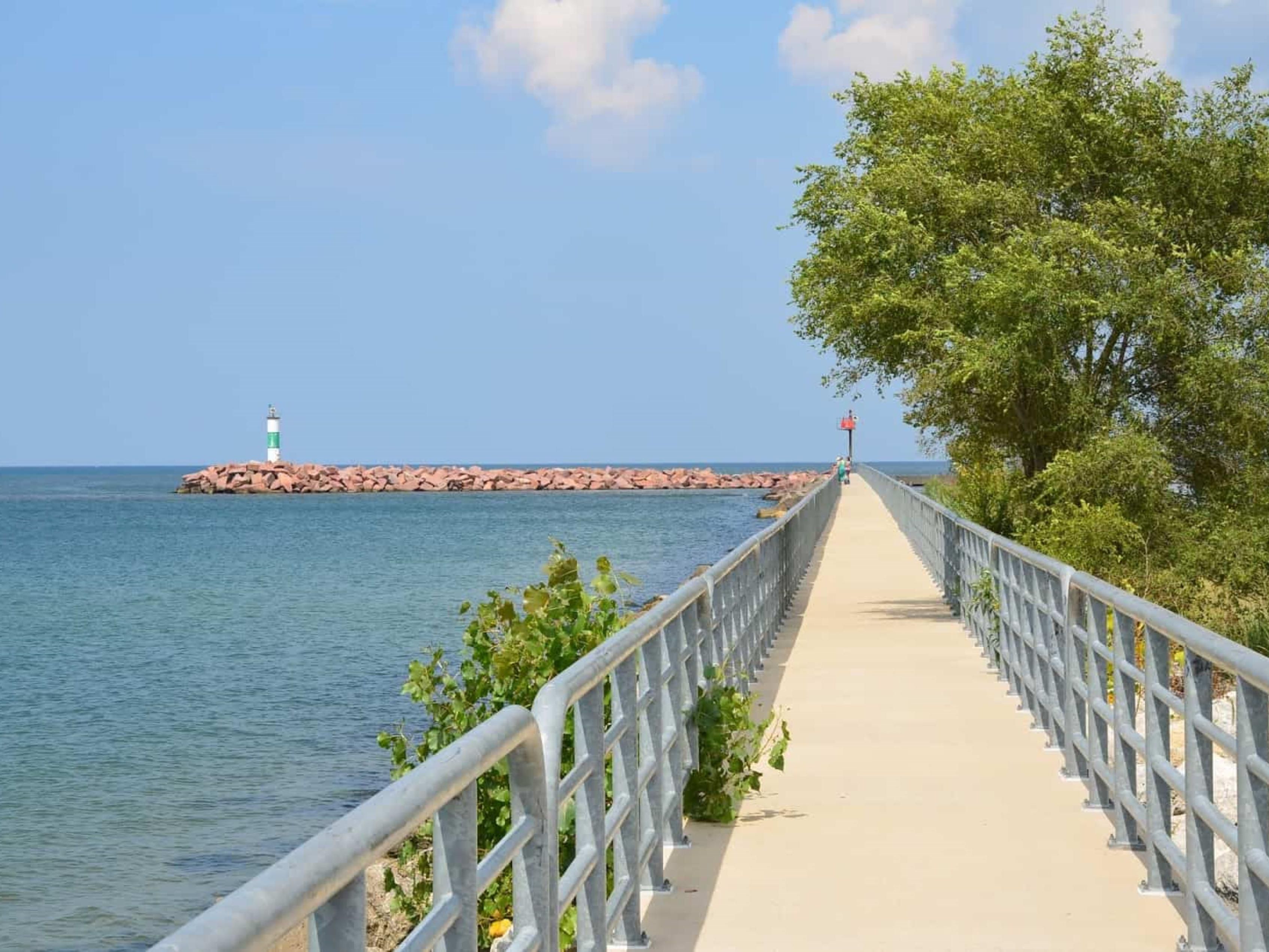 Hotel in Portage, Indiana near Indiana Dunes | Holiday Inn Express ...