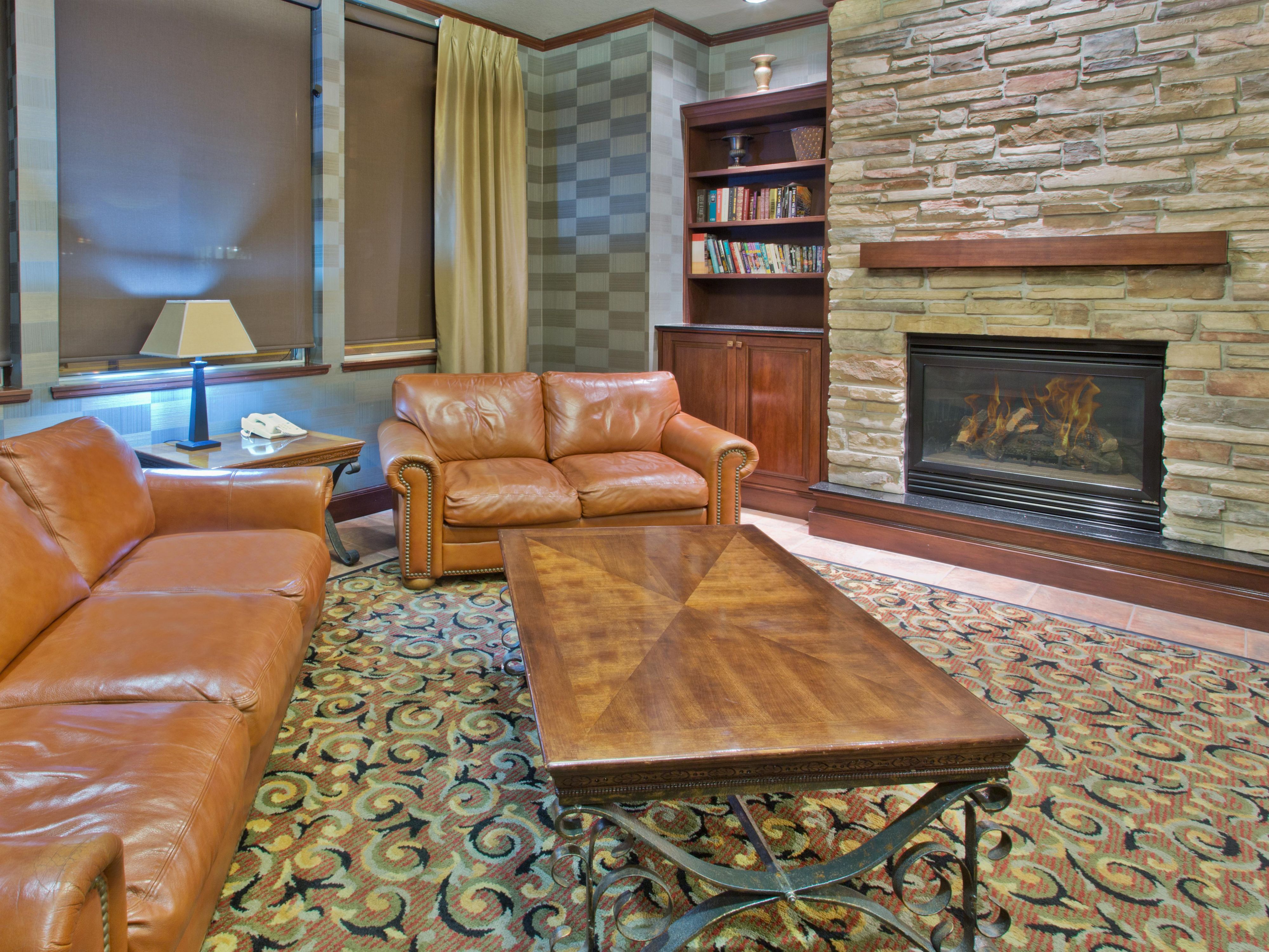 Downtown Portland Hotel Near Moda Center | Holiday Inn Express & Suites ...