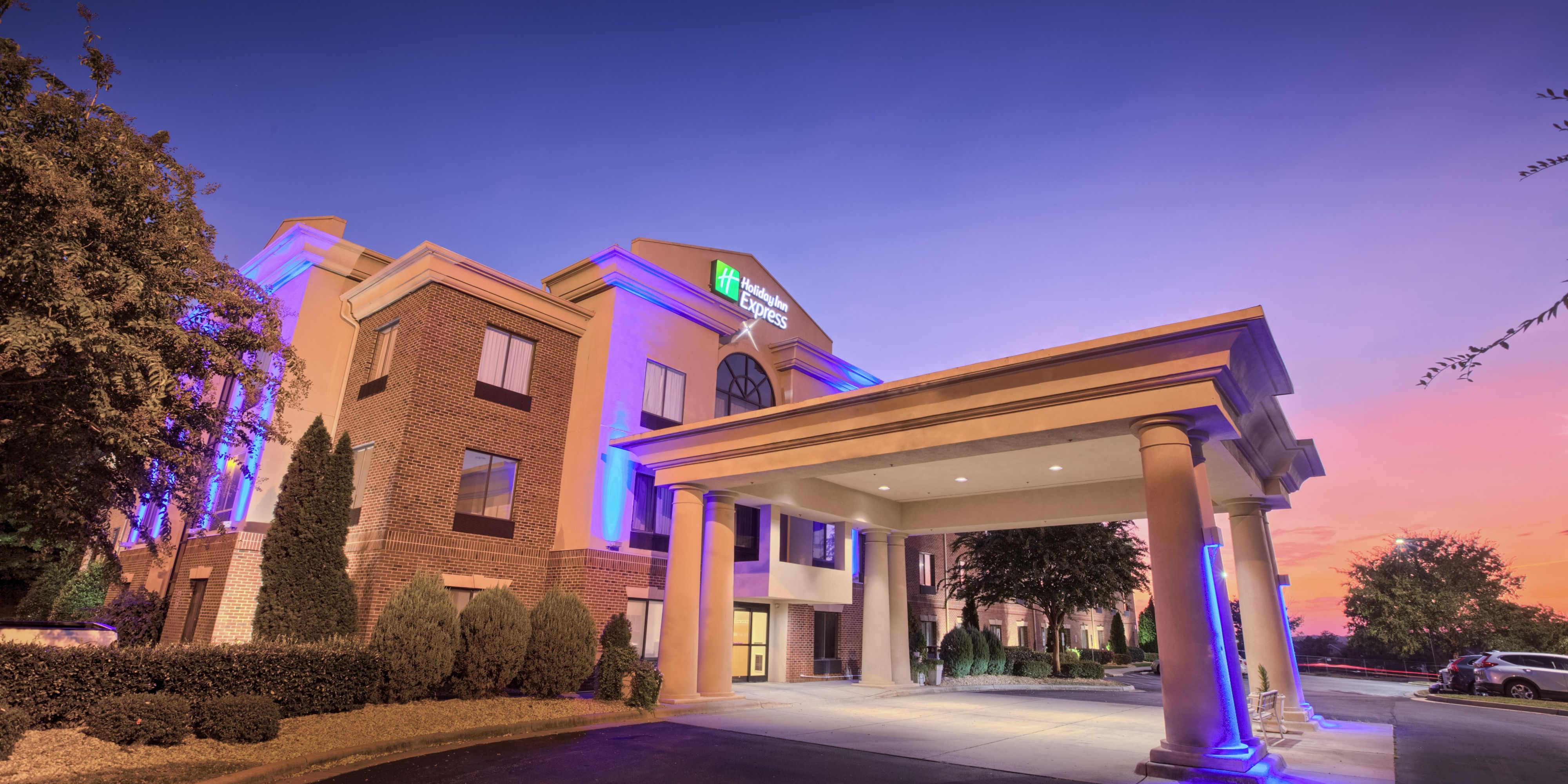 Hotel Suites in Raleigh, NC | Holiday Inn Express & Suites Raleigh ...