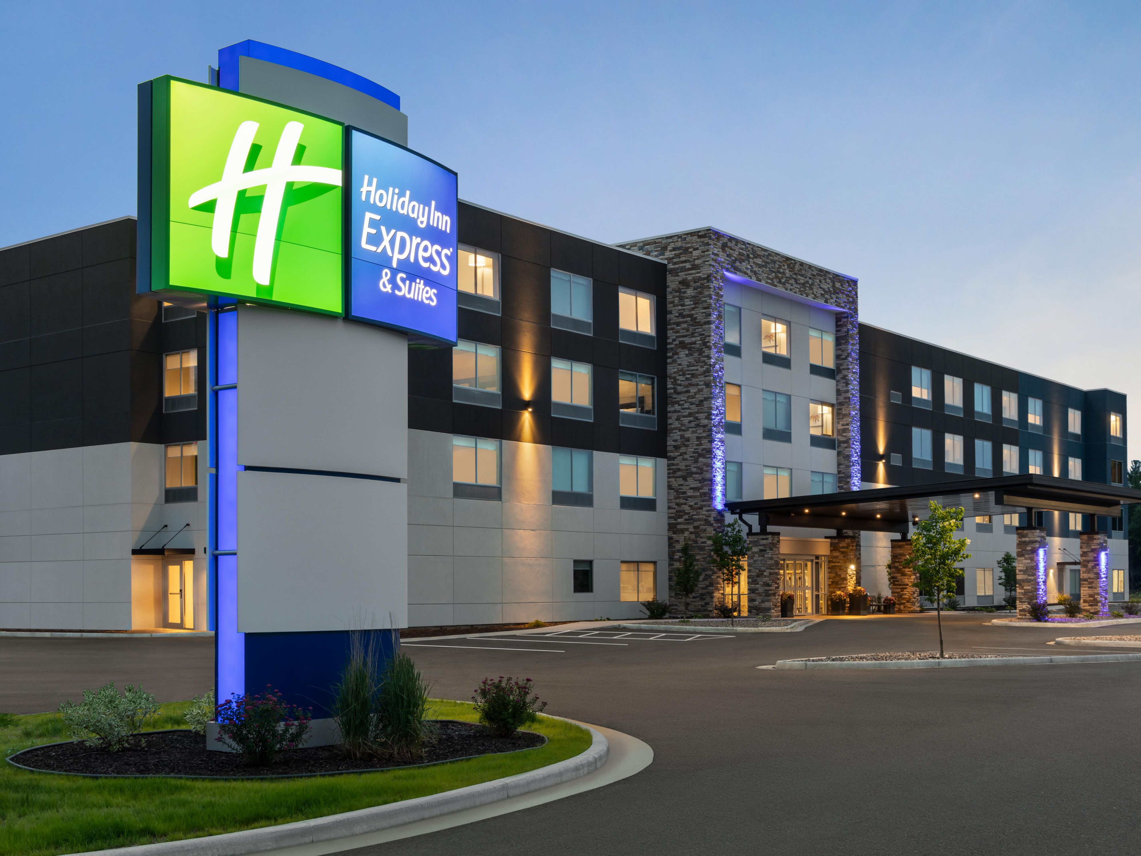 Holiday Inn Express & Suites Rhinelander - Rhinelander, United States