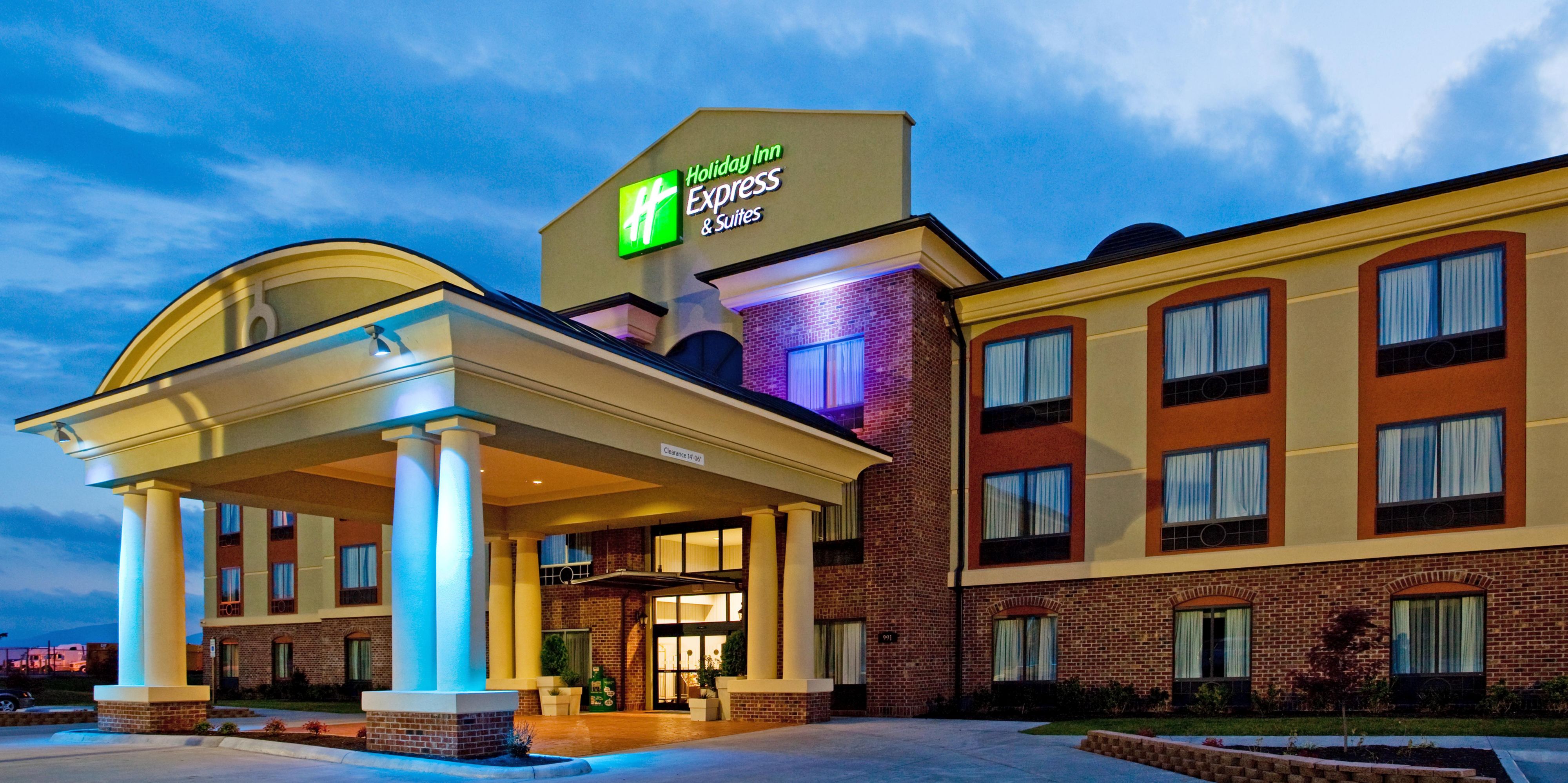 Holiday Inn Express & Suites Salem Map & Driving Directions | Parking ...