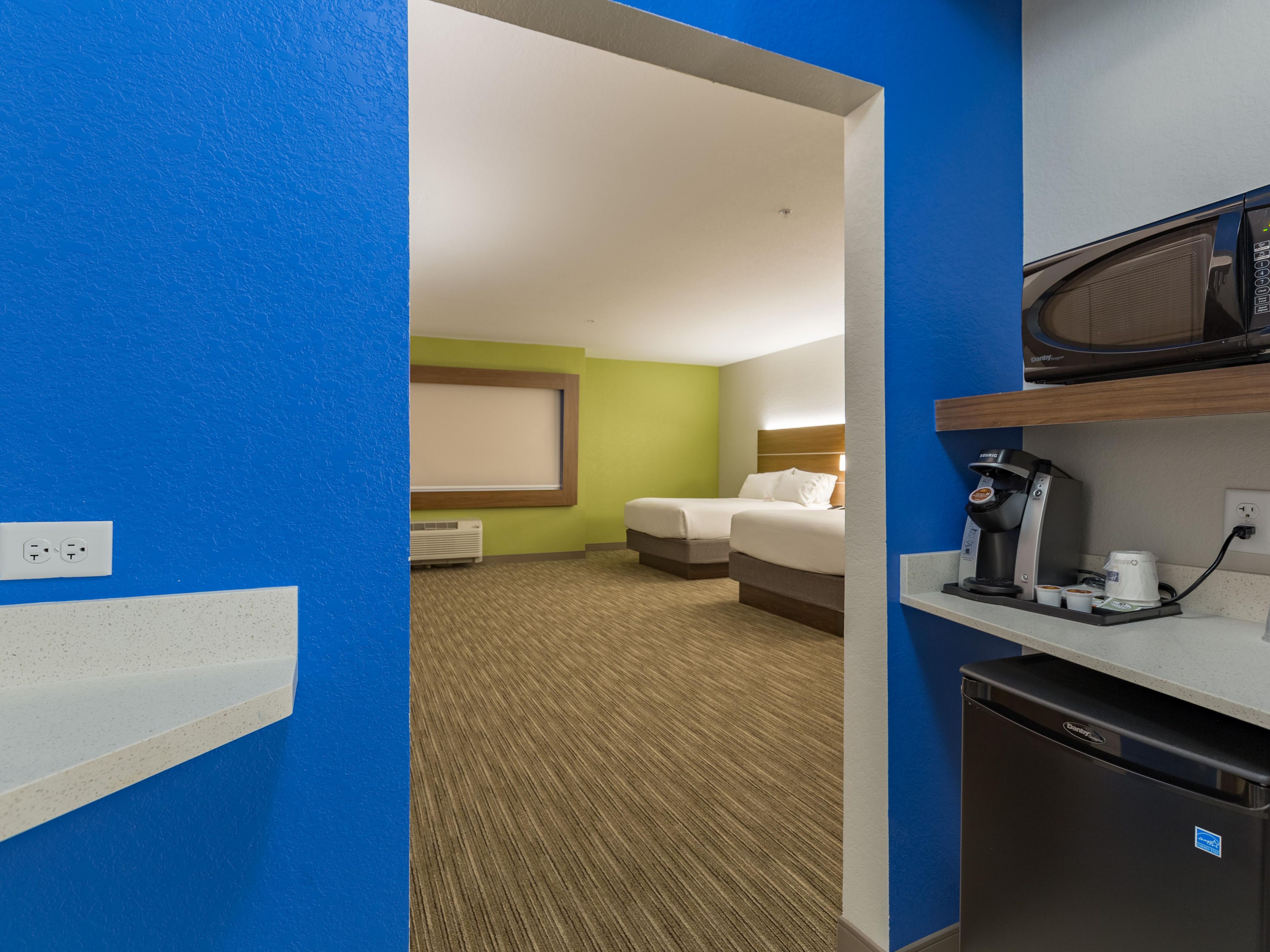 Holiday Inn Express & Suites San Marcos South Guest Room & Suite Options