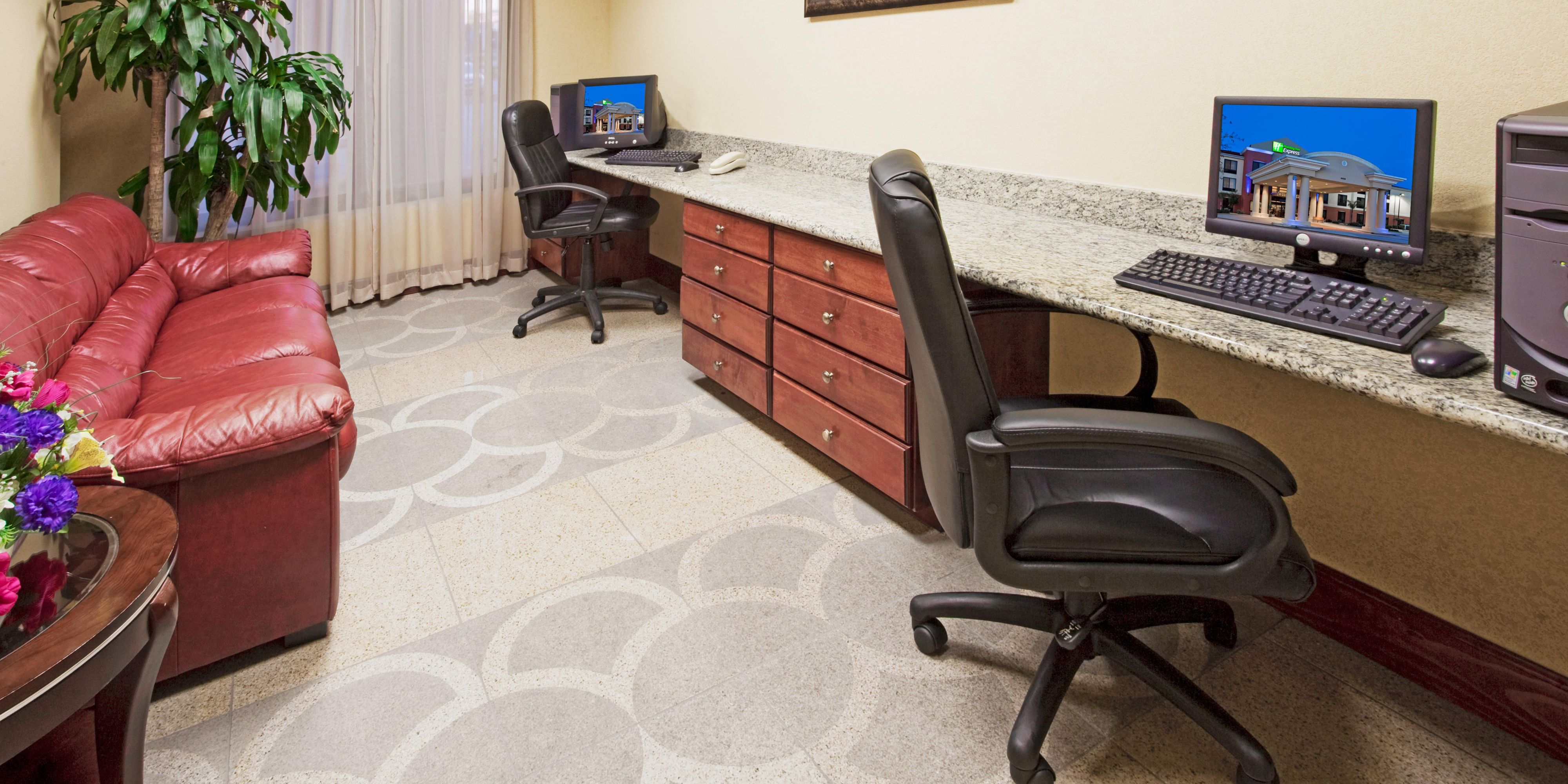 Orlando Area Sebring Hotel | Holiday Inn Express & Suites Sebring