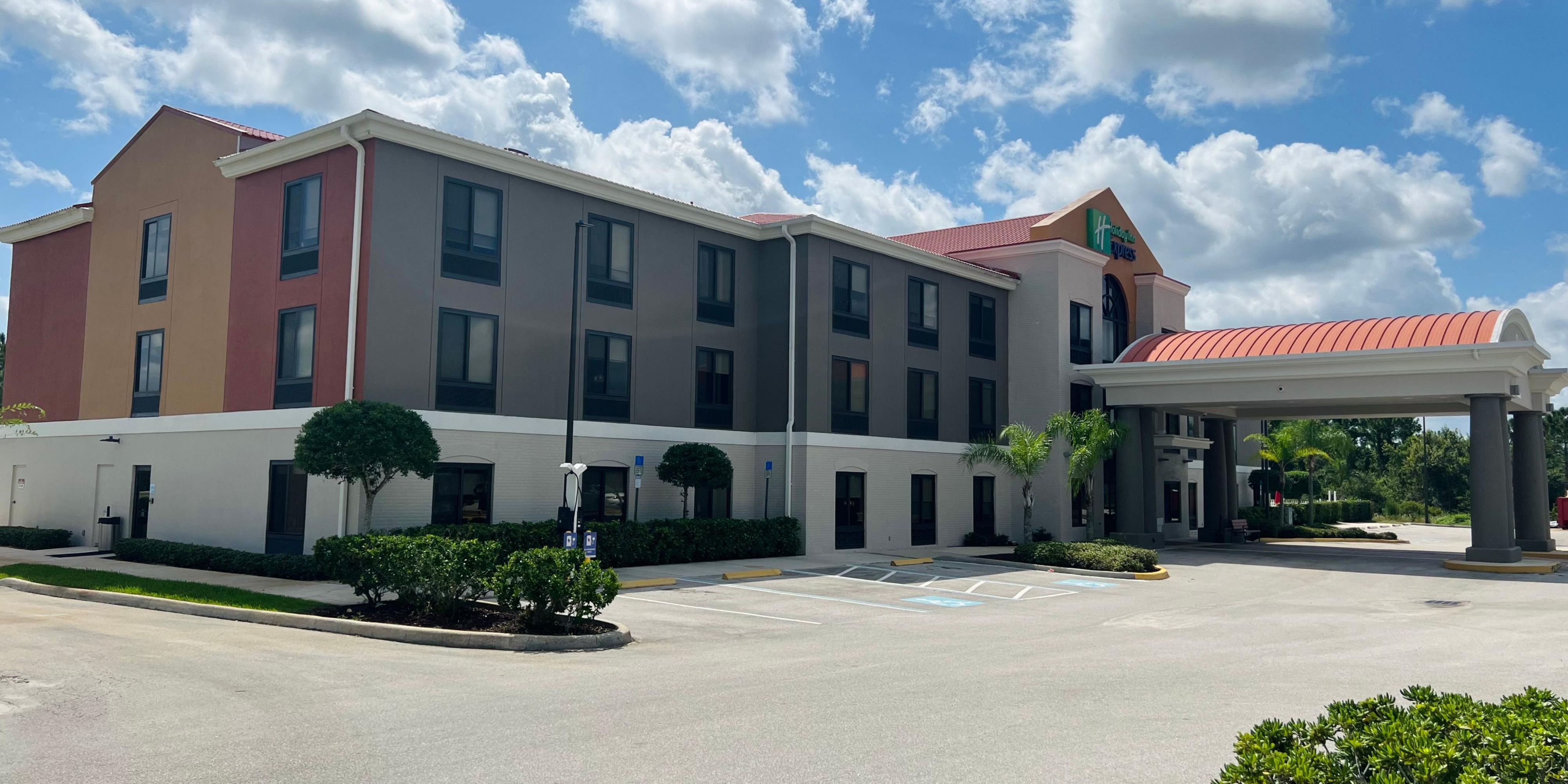 Sebring Hotels | Holiday Inn Express & Suites Sebring