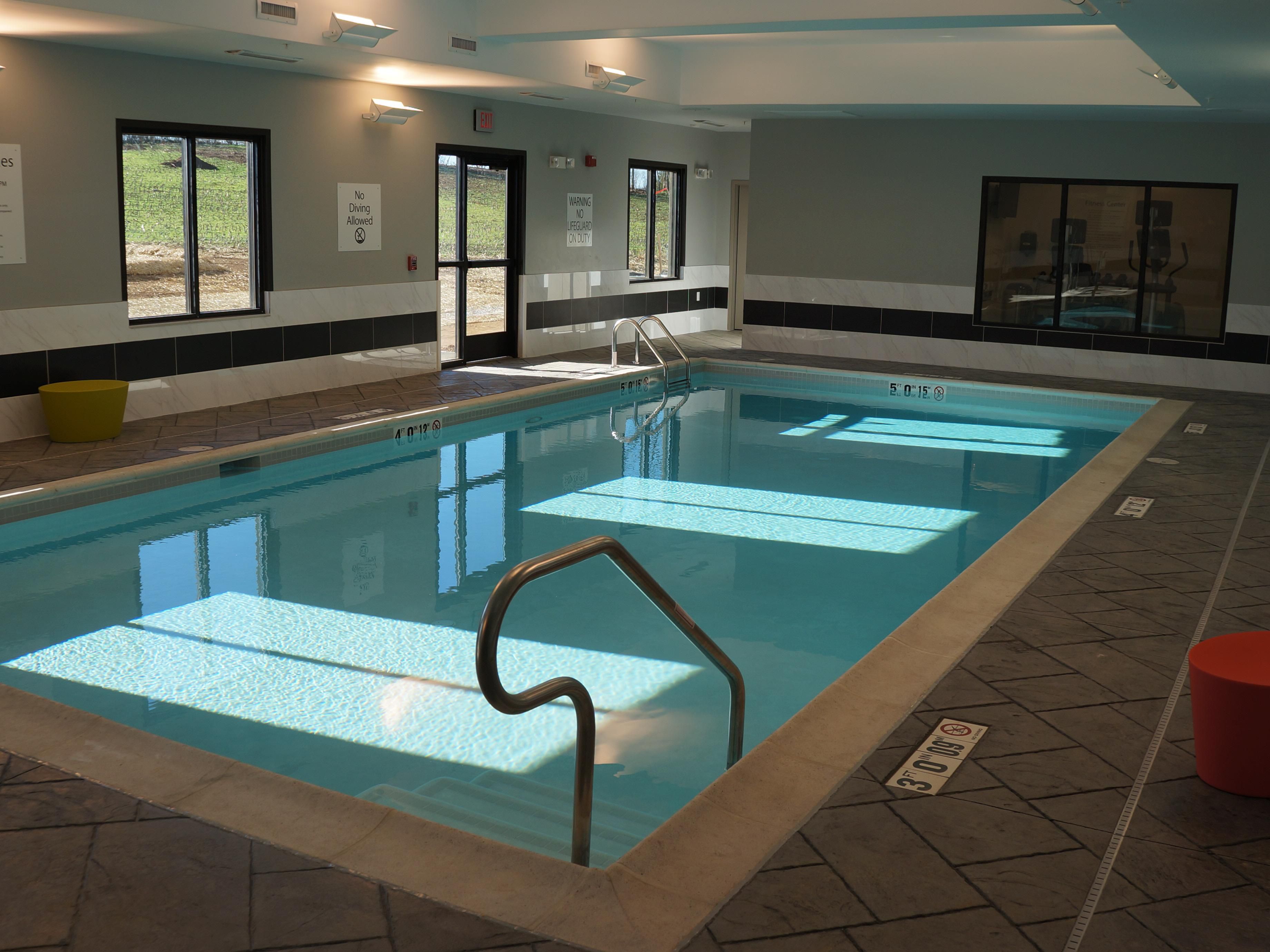 Hotel in Shippensburg, PA| Holiday Inn Express & Suites Shippensburg