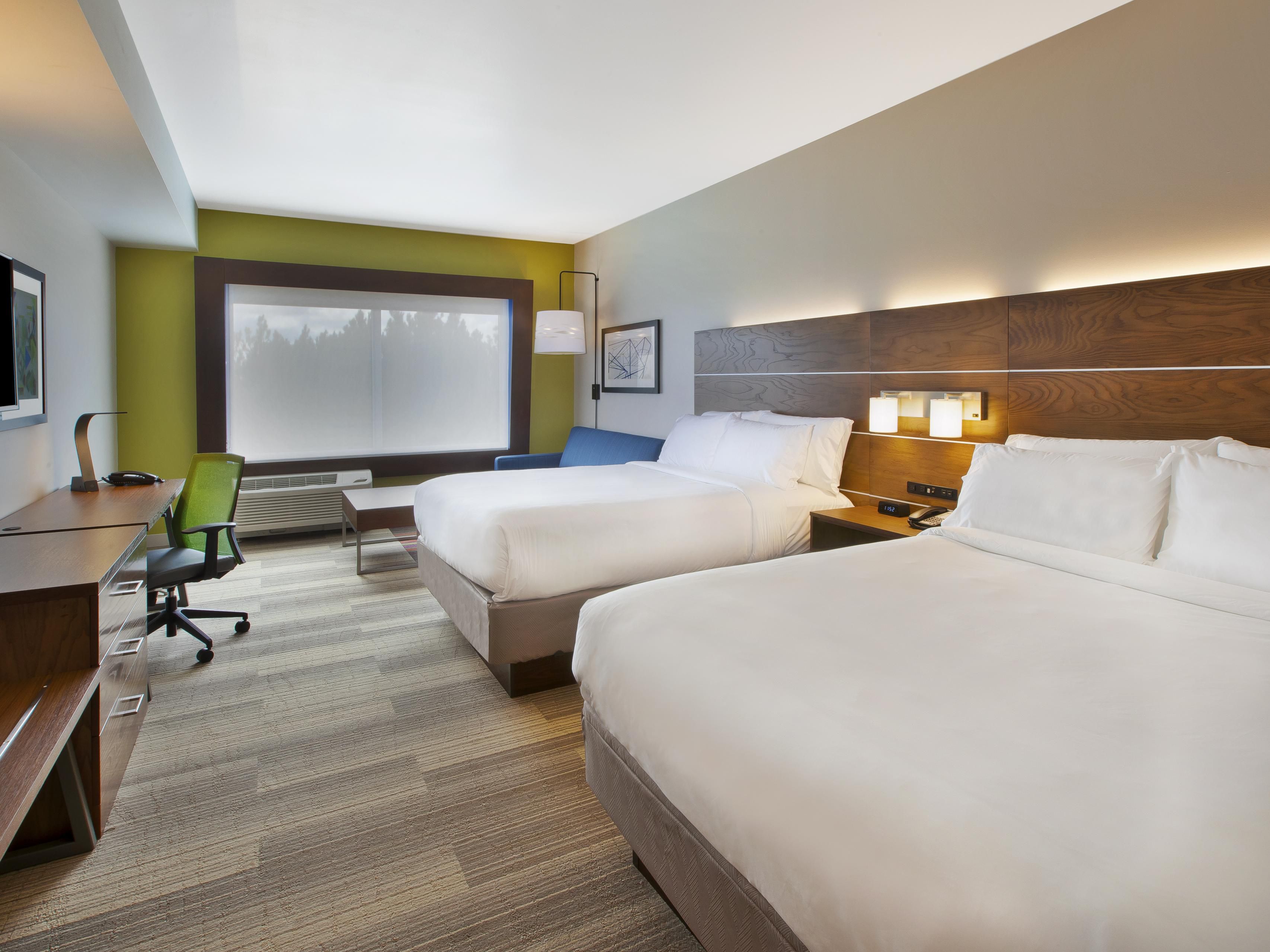 Holiday Inn Express & Suites South Hill Guest Room & Suite Options