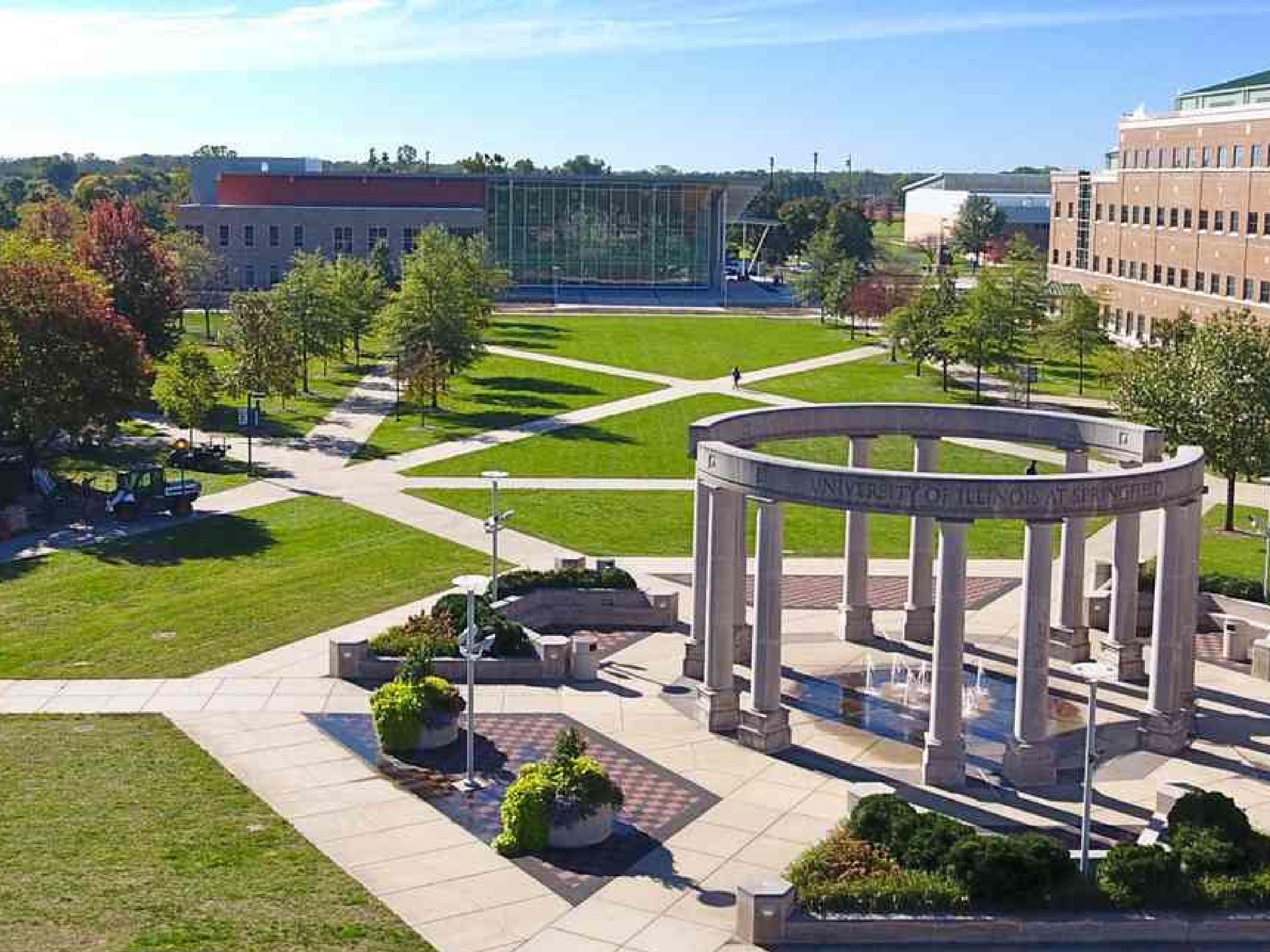 Hotels in Springfield, IL | Holiday Inn Express & Suites Springfield