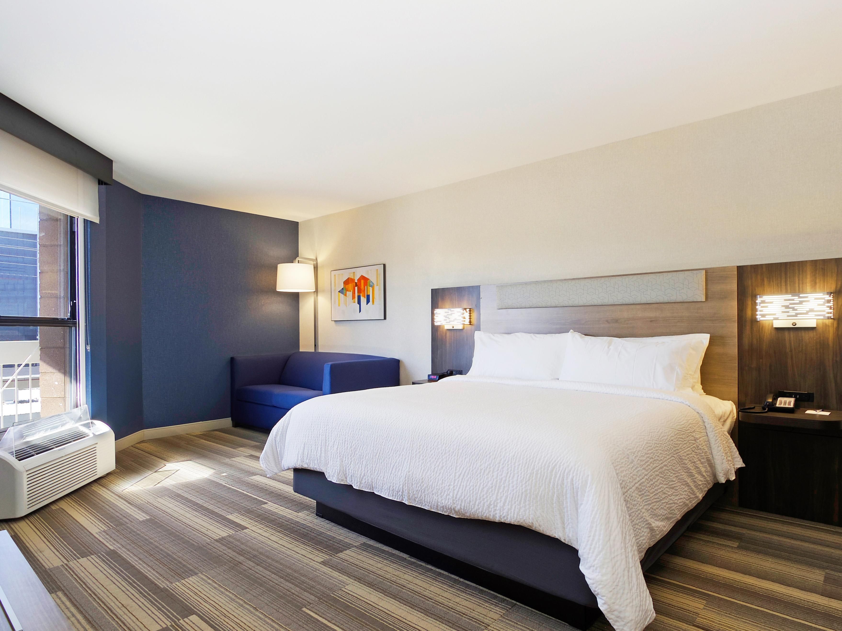 Holiday Inn Express & Suites Phoenix-Tempe - Tempe, United States