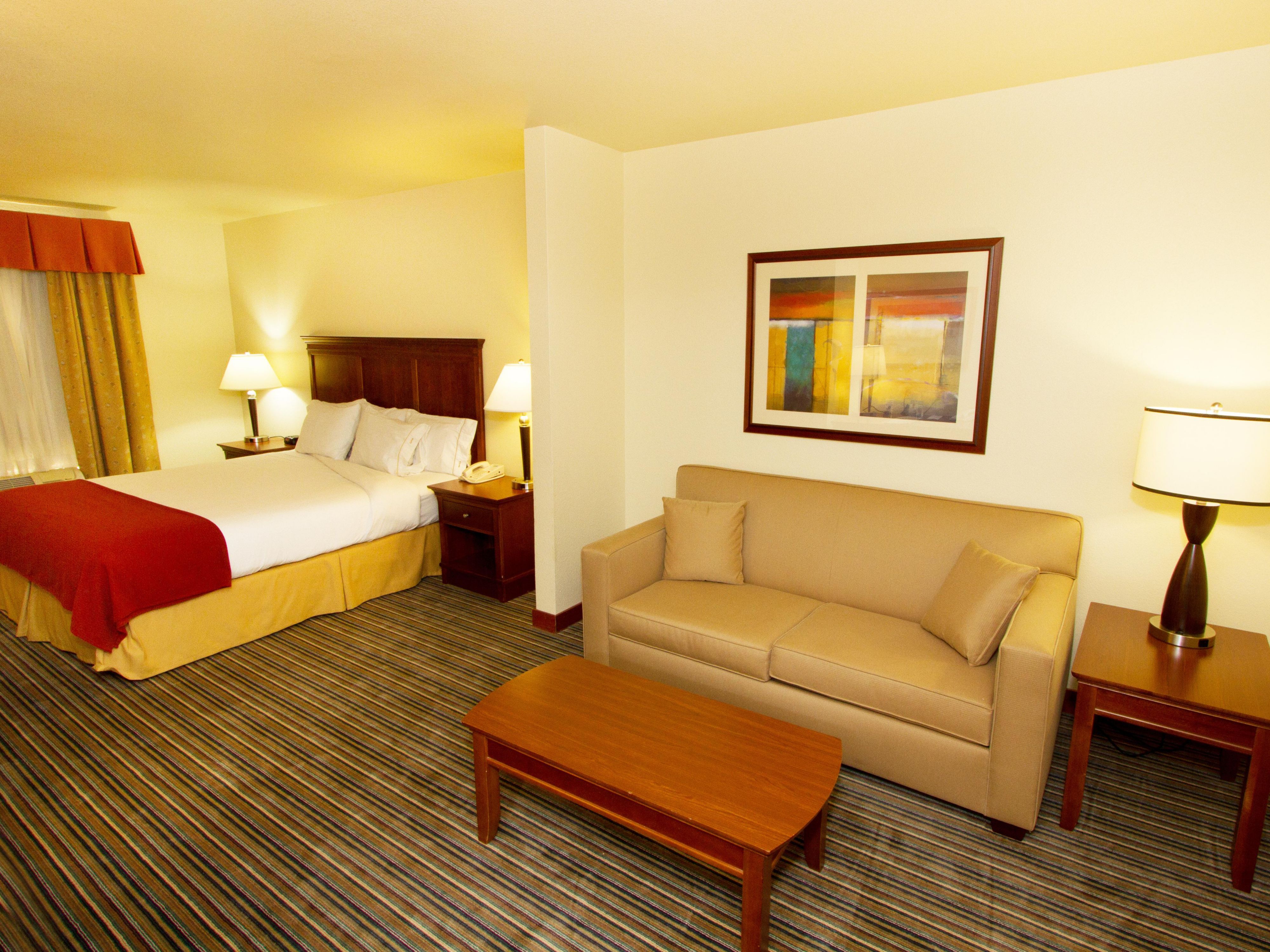 Holiday Inn Express & Suites Turlock-Hwy 99 Guest Room & Suite Options