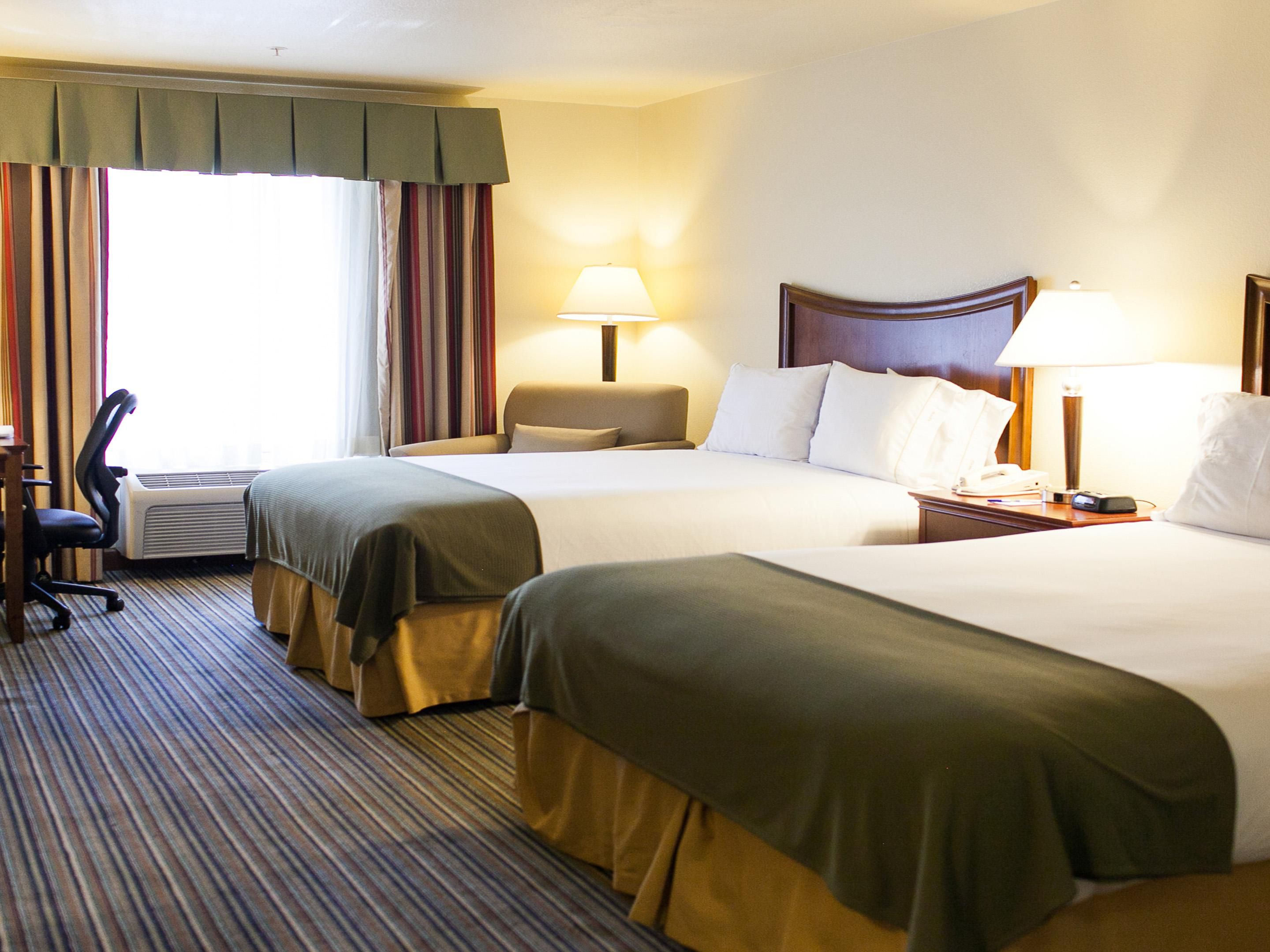 Holiday Inn Express & Suites Turlock-Hwy 99 Guest Room & Suite Options