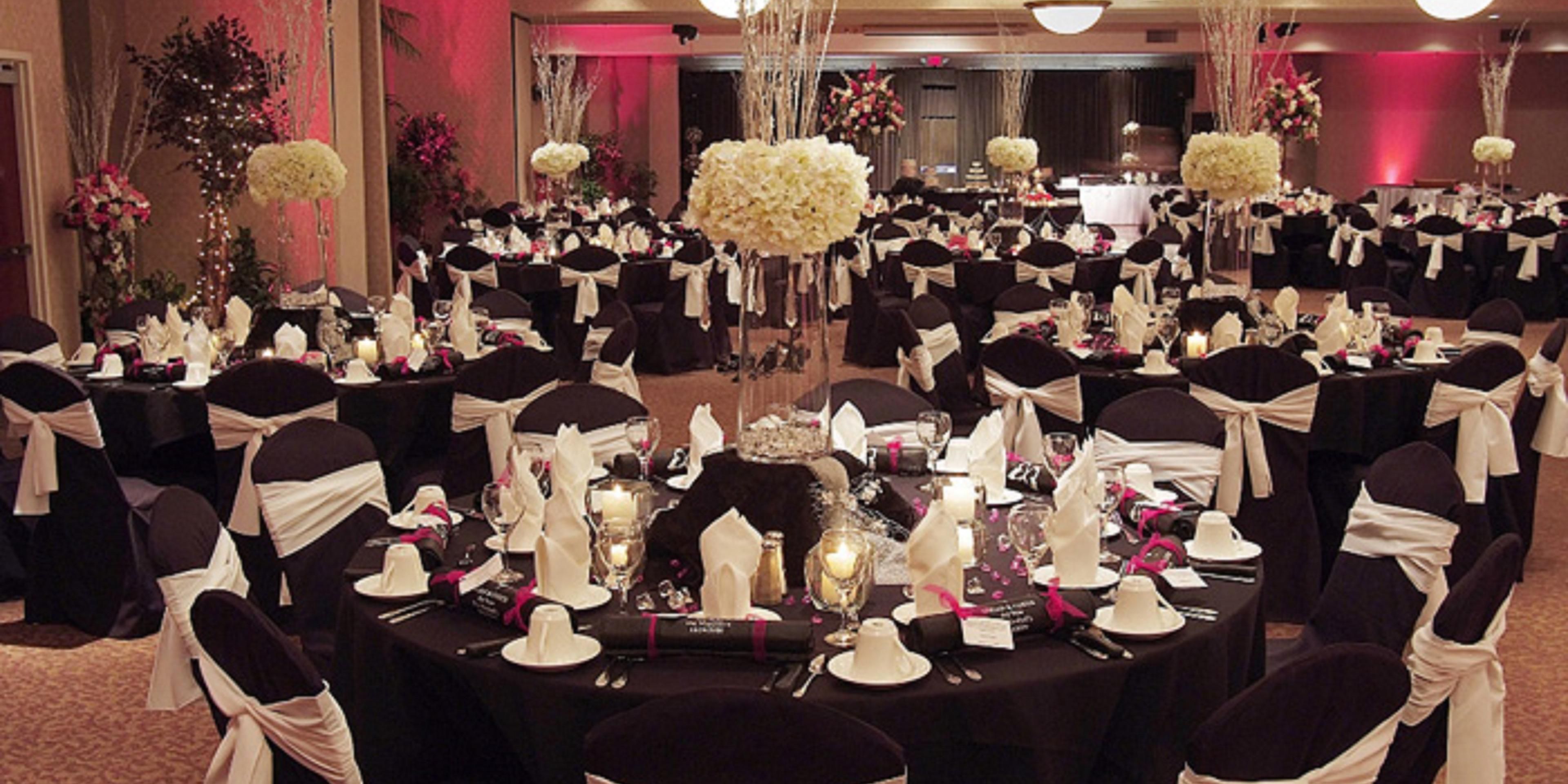 Wadsworth Hotel | Holiday Inn Express & Suites Wadsworth