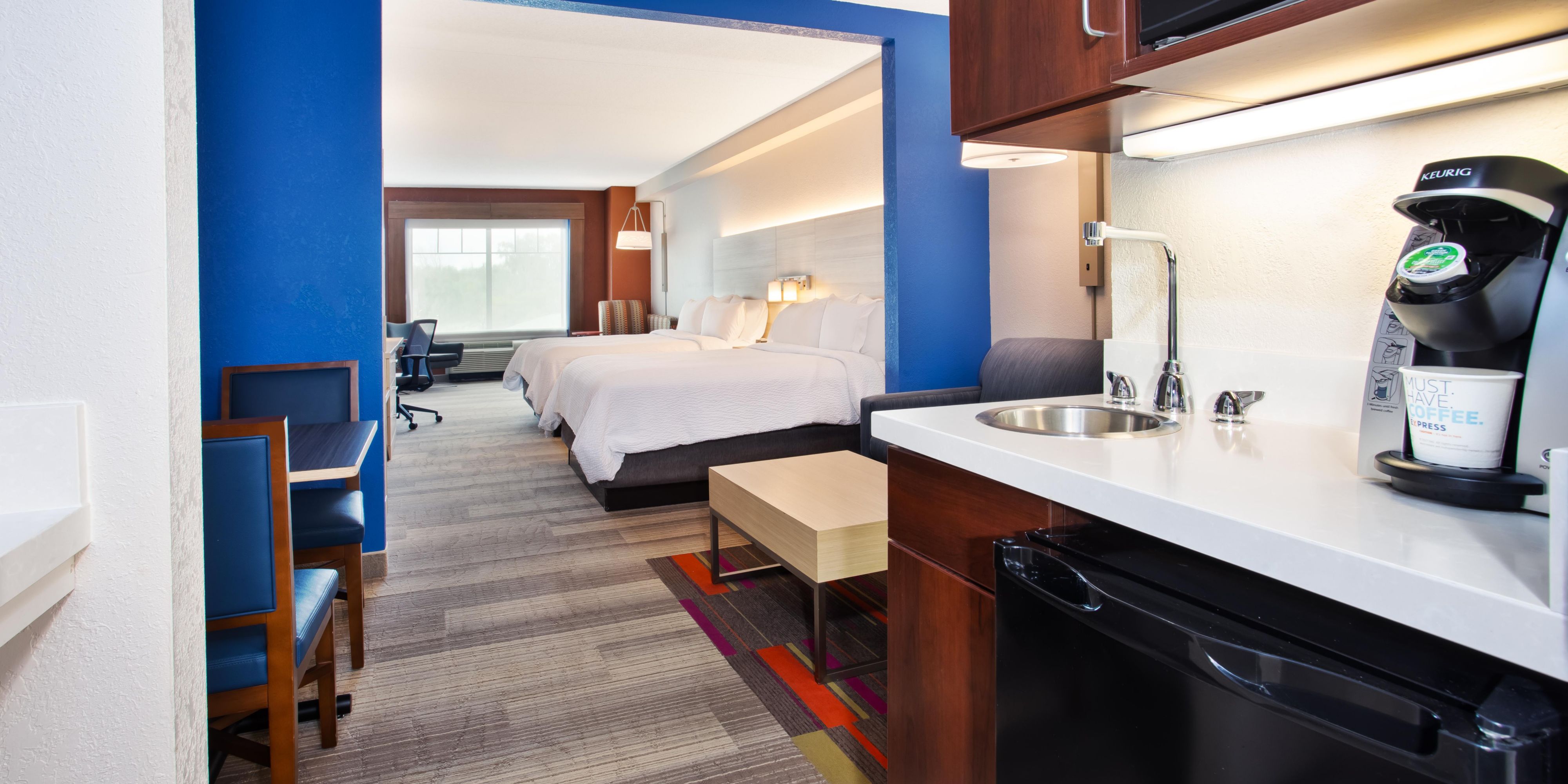 Affordable Hotels in Webster, NY | Holiday Inn Express & Suites ...