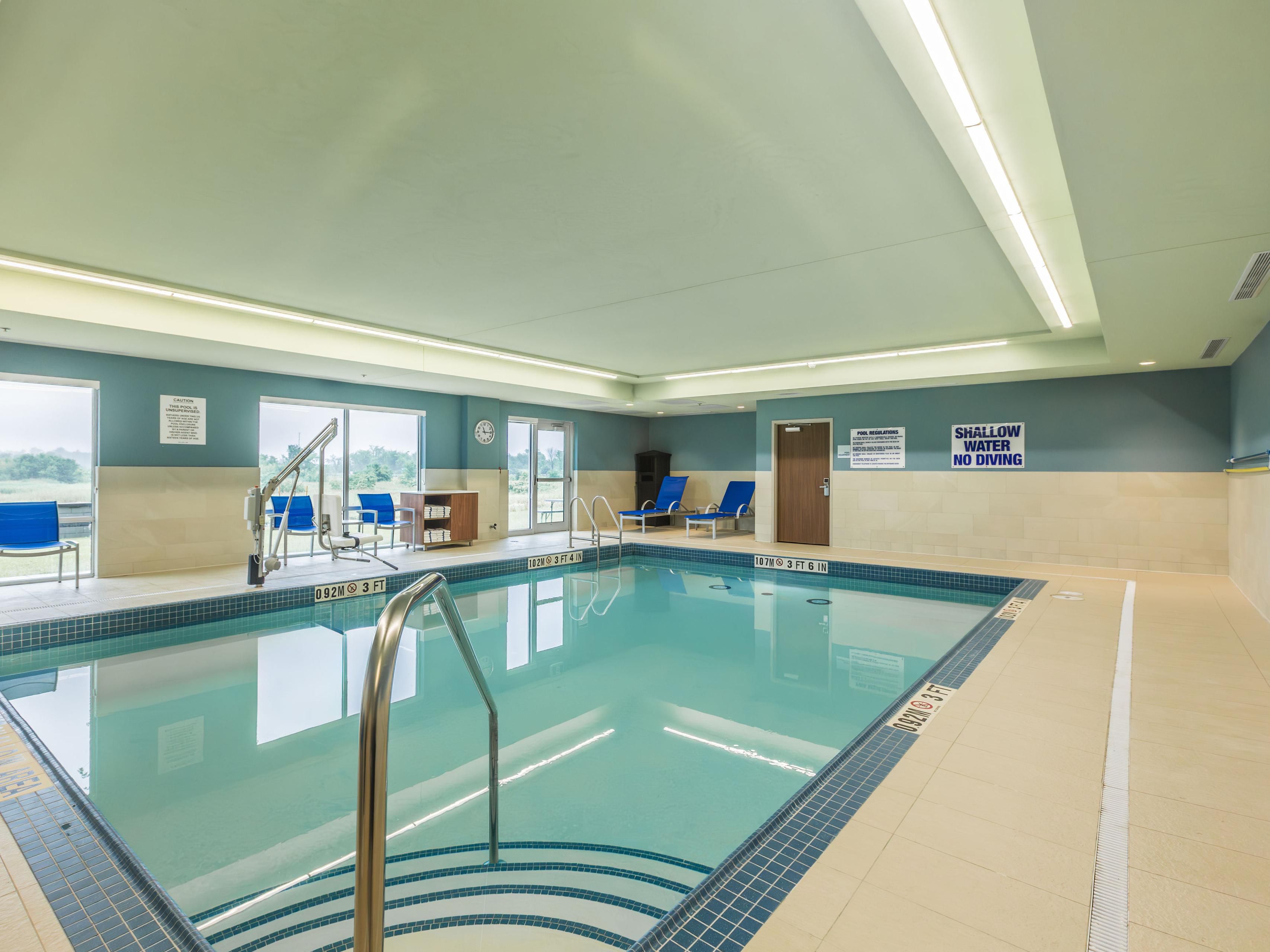 Hotels Near Niagara Falls | Holiday Inn Express & Suites Welland